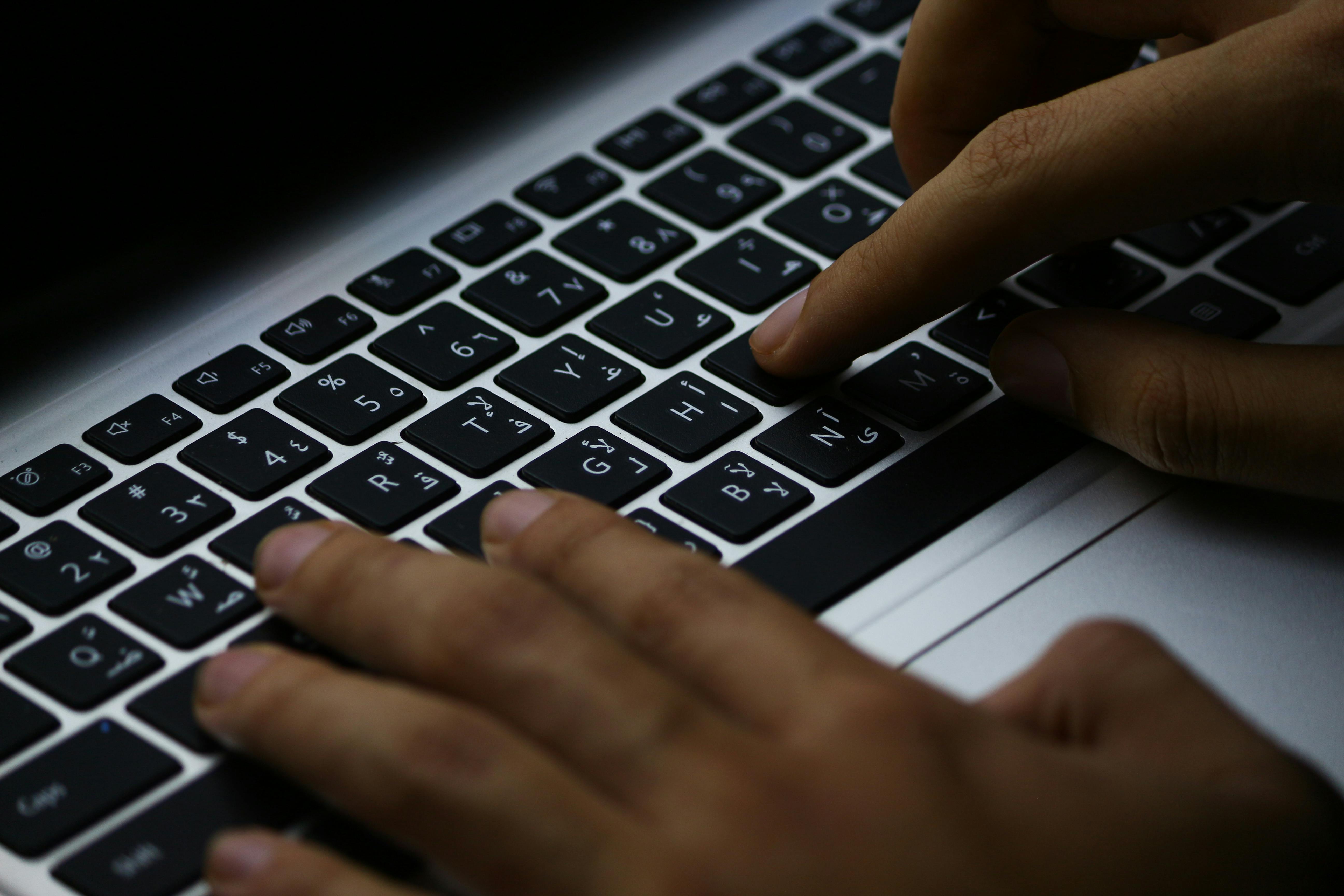 Hacker Typer Photos, Download The BEST Free Hacker Typer Stock Photos ...