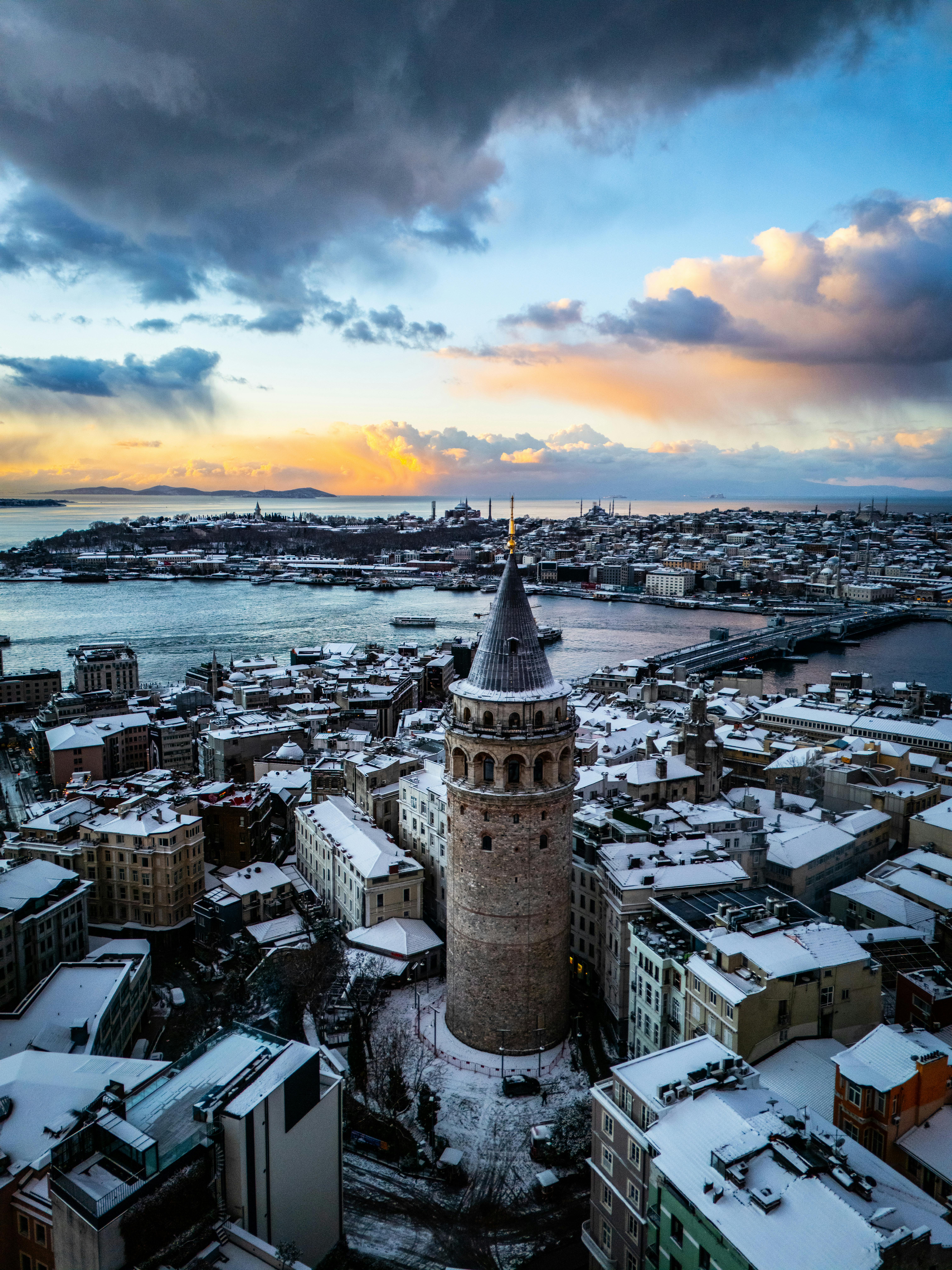 Photo Of Drone Capturing Data Of A Skyscraper Photos, Download The BEST ...