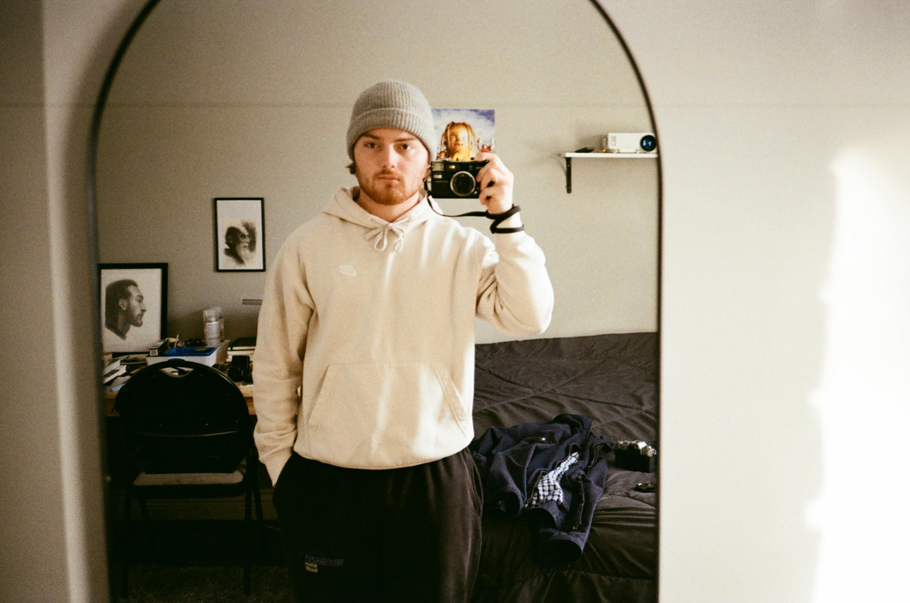 Ames Room Photos, Download The BEST Free Ames Room Stock Photos & HD Images