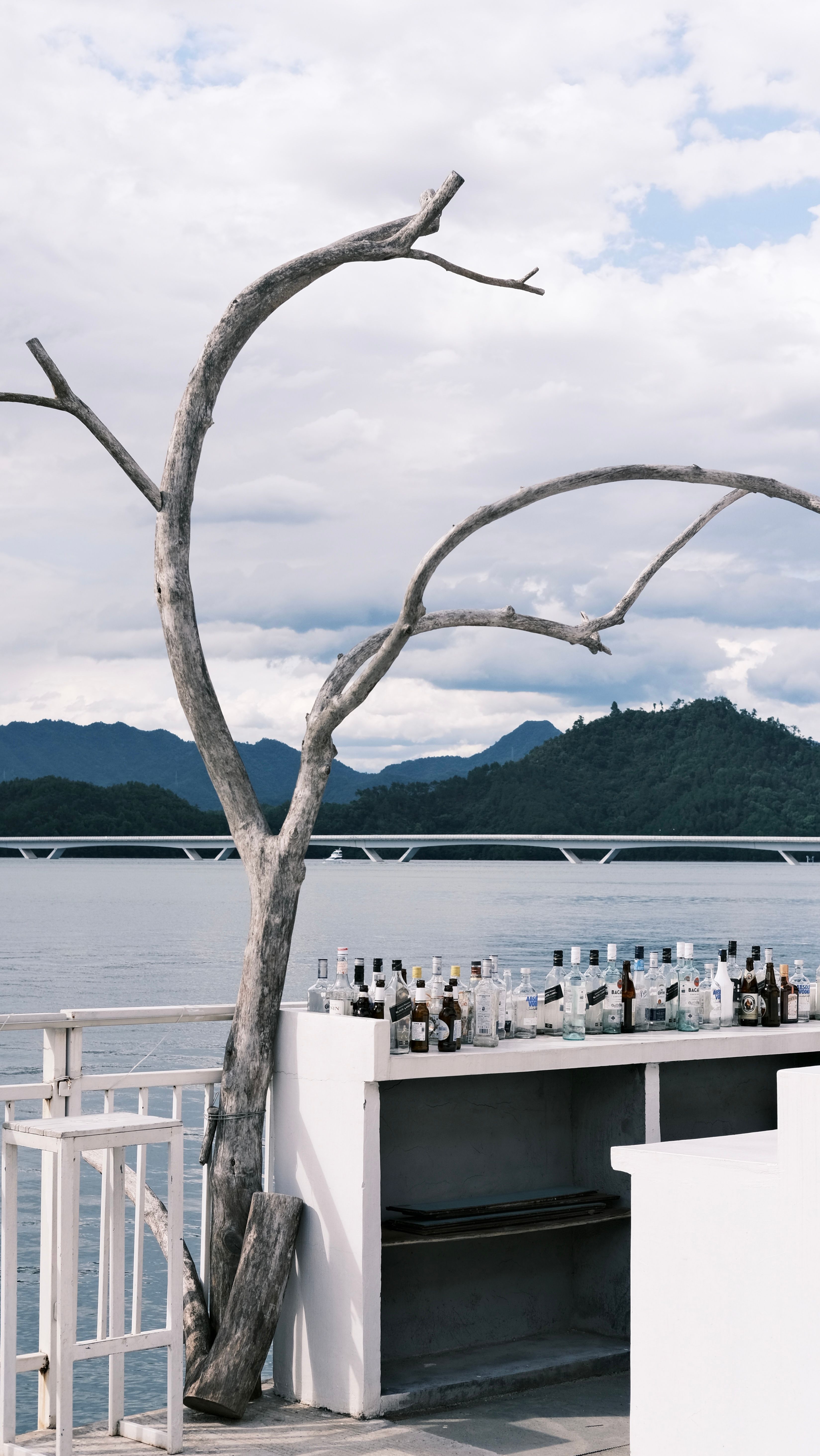 Scenic Outdoor Bar with Mountain View · Free Stock Photo