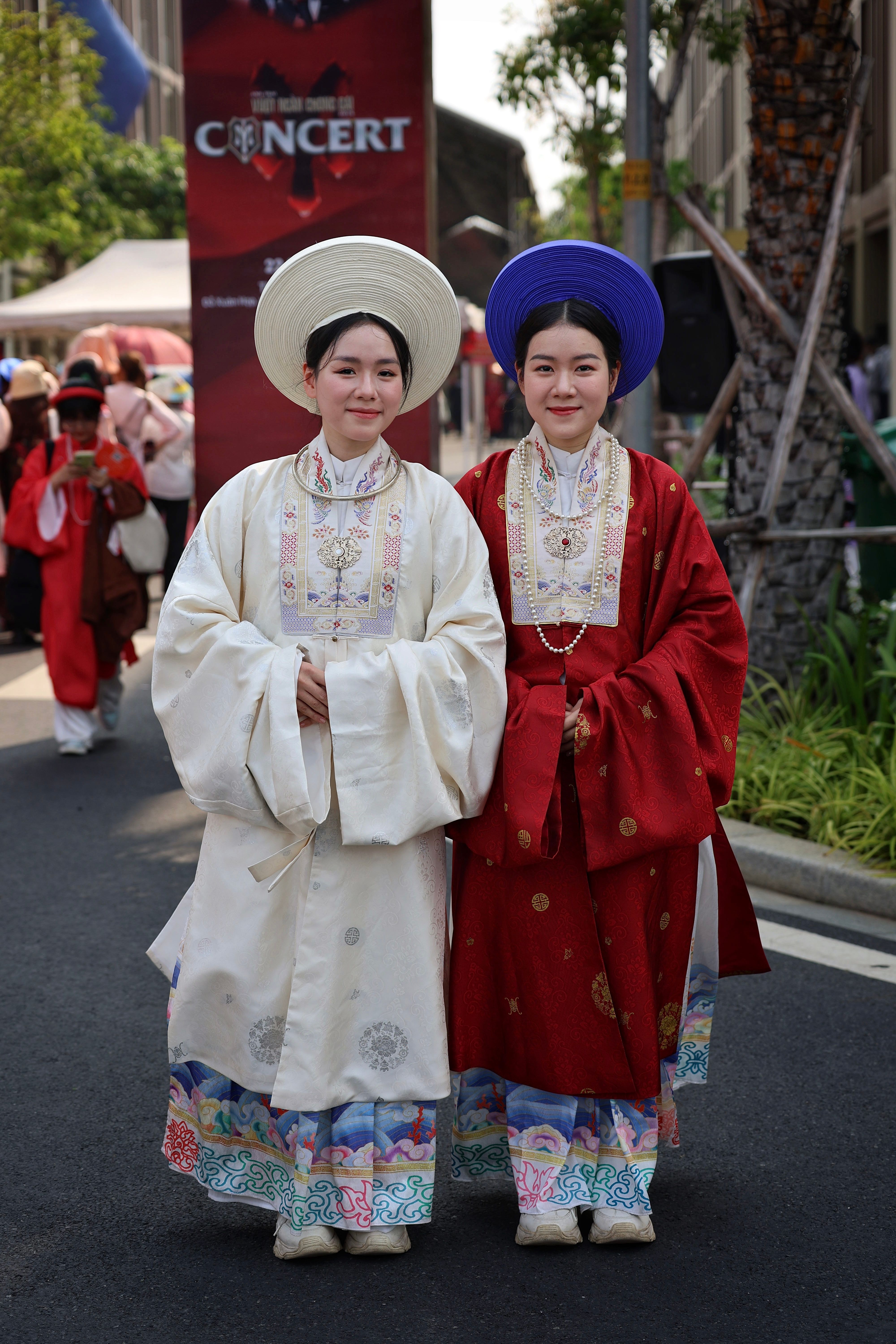 Traditional Korean Hanbok Festival Celebration · Free Stock Photo