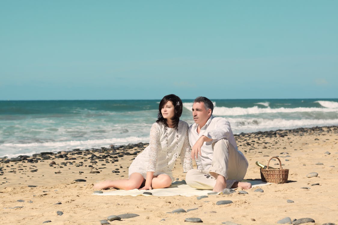 Free Stock Photo Of Adult Affectionate Beach free-stock-photo-of-adult-affectionate-beach