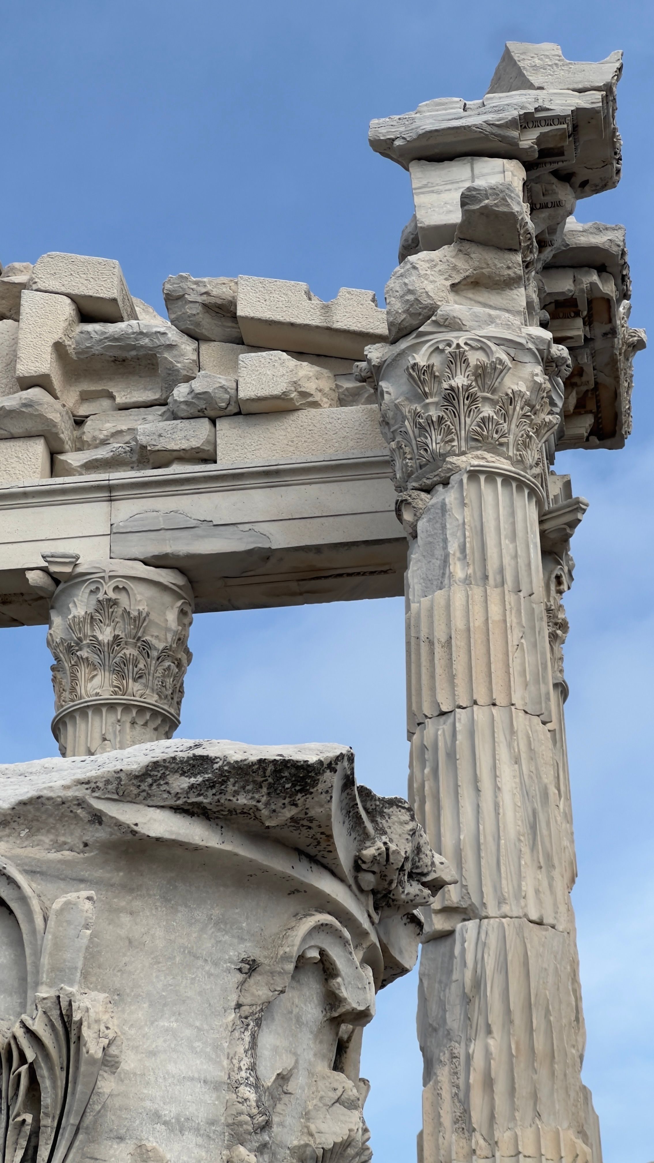 Ancient Roman Columns at Pergamon, İzmir · Free Stock Photo