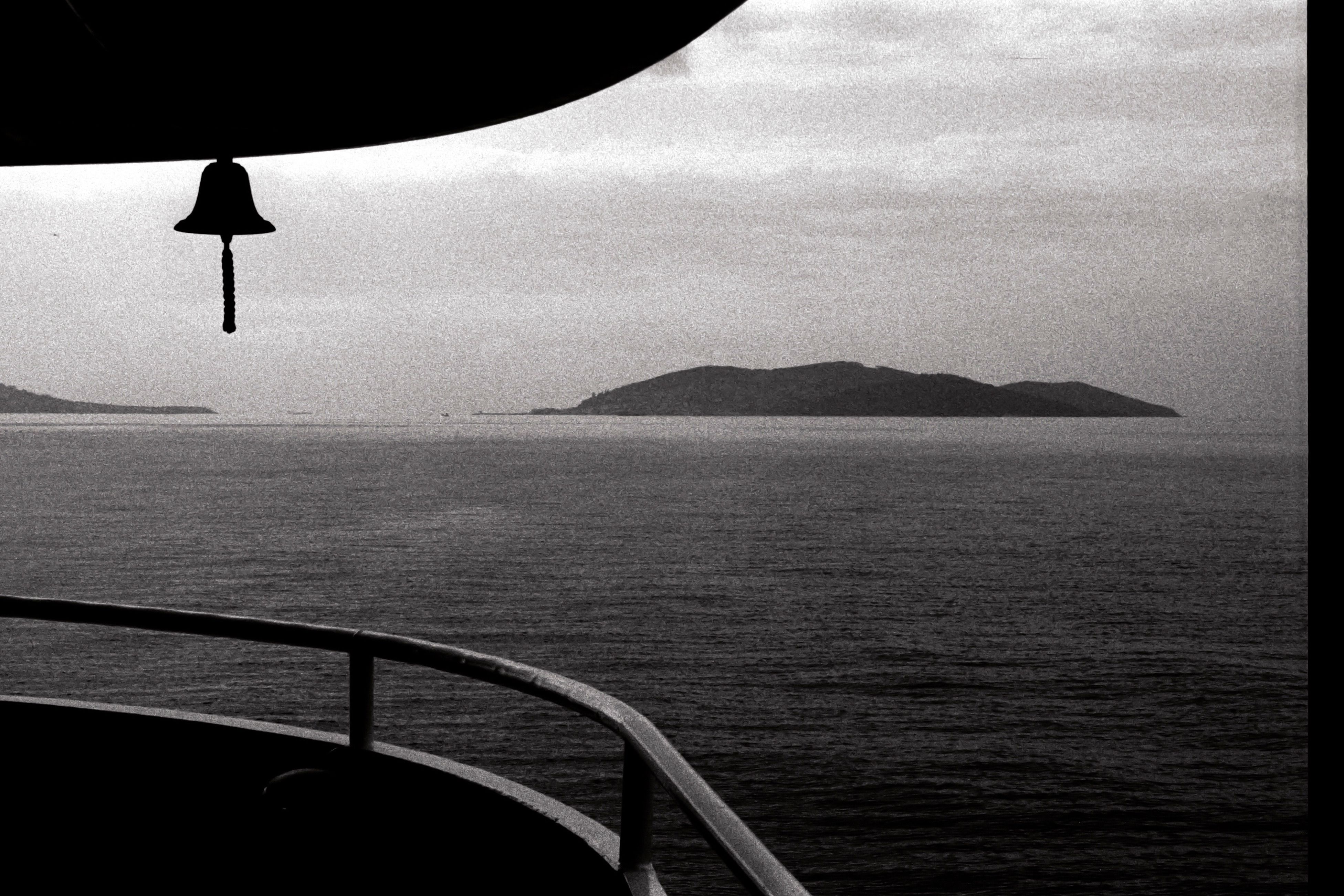 Vista Del Mar En Blanco Y Negro Vintage Desde Un Barco · Foto de stock ...