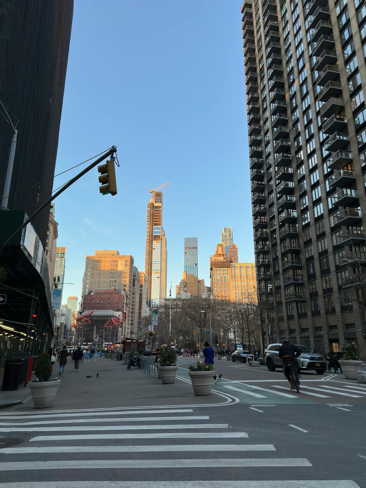 Busy Street Photos, Download The BEST Free Busy Street Stock Photos ...