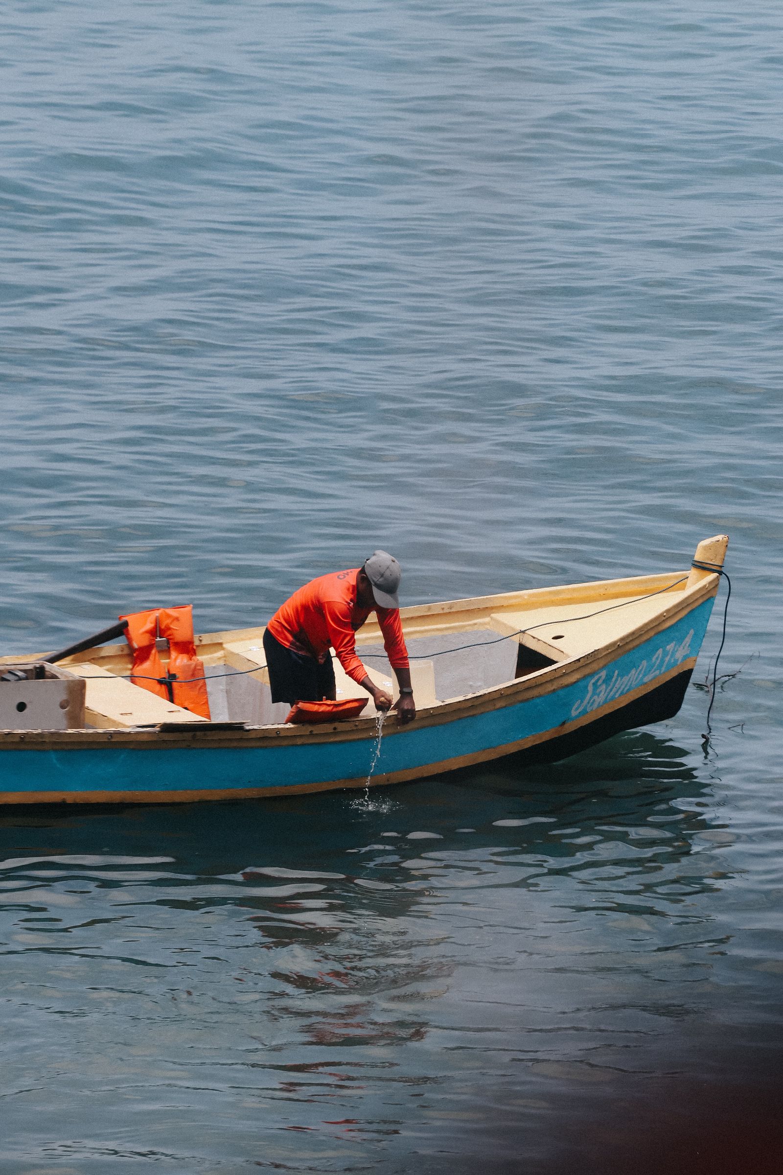 Fisherman On Boat Photos, Download The BEST Free Fisherman On Boat ...