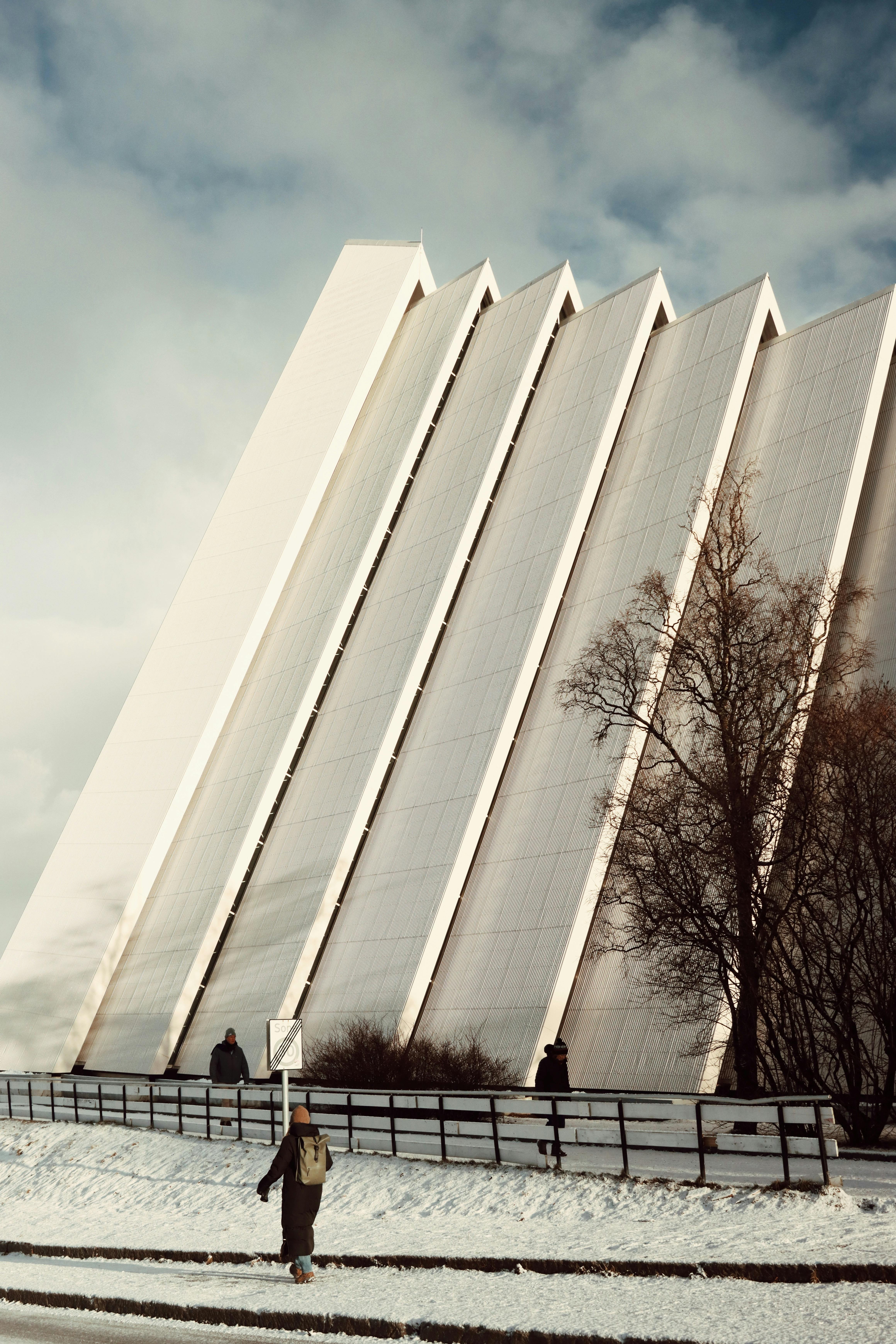 Vinyl Fence Photos, Download The BEST Free Vinyl Fence Stock Photos ...