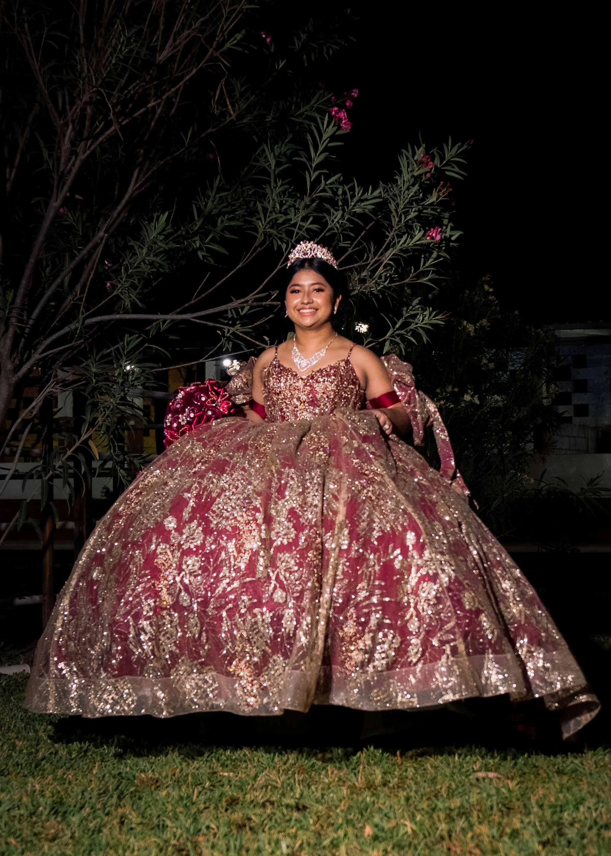 Elegant Quinceañera Celebration at Night · Free Stock Photo