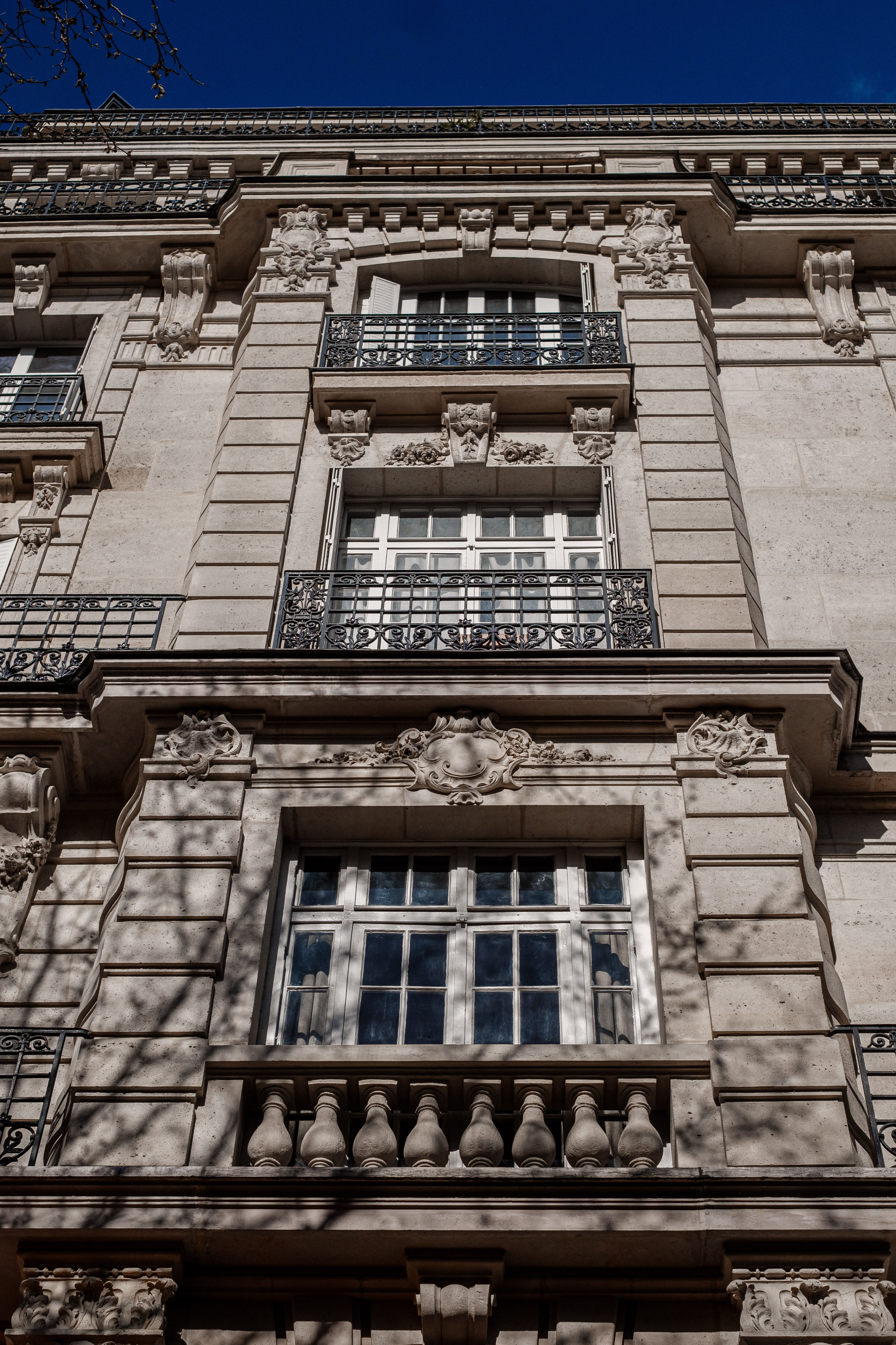 Classic European Architecture Facade in Sunlight · Free Stock Photo