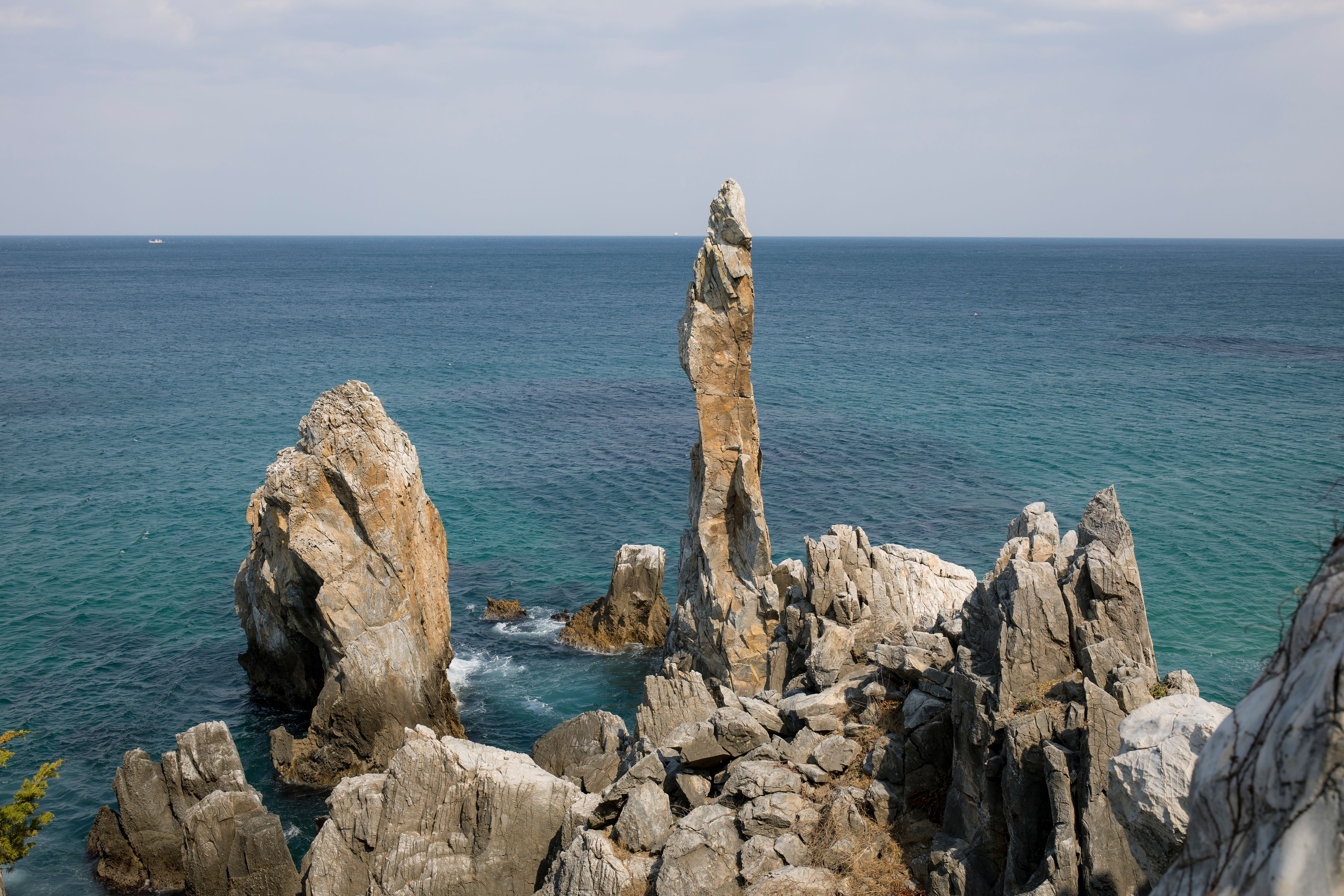 Stunning Coastal Rock Formations in Blue Ocean · Free Stock Photo