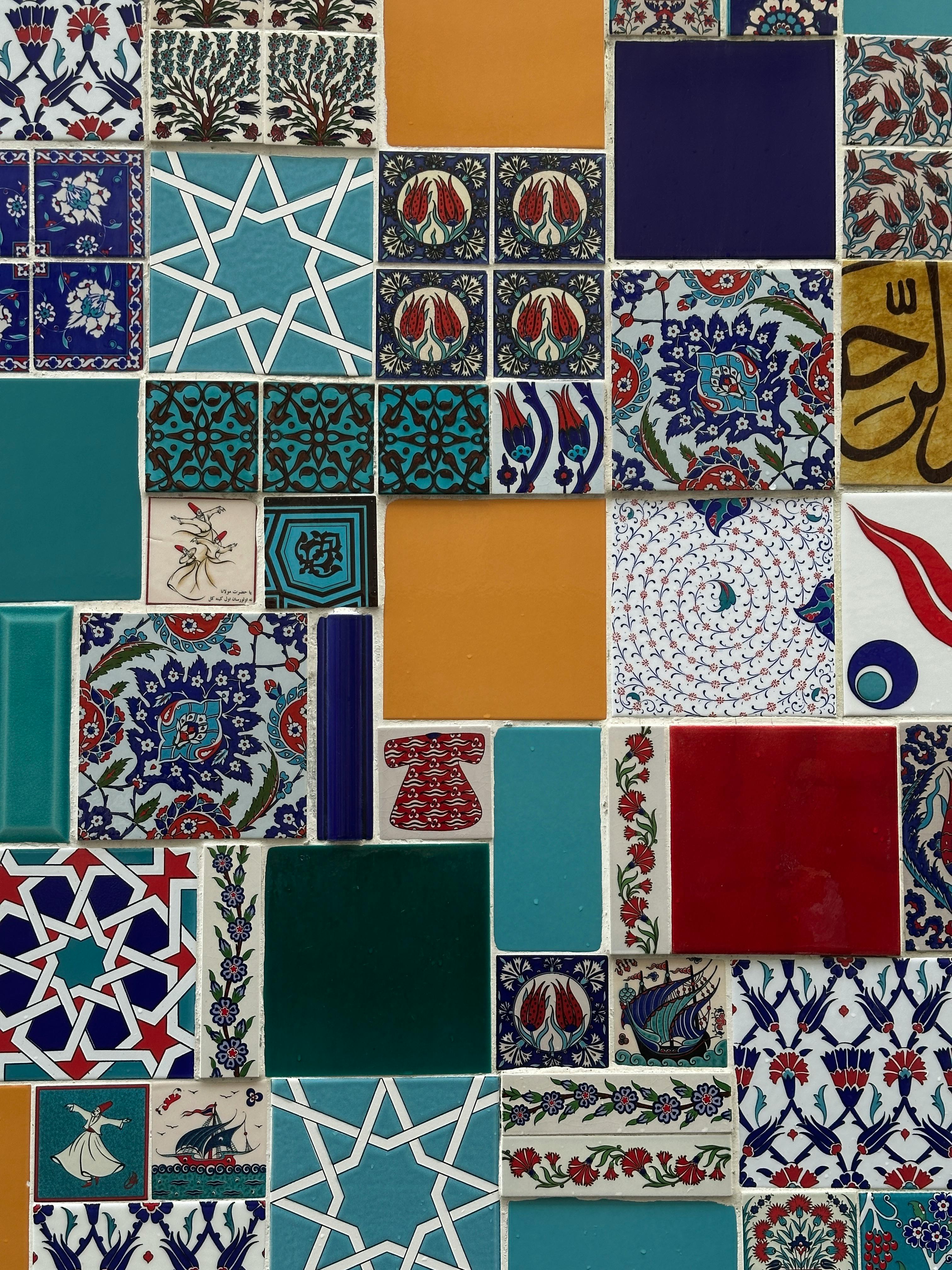 Colorful Turkish Tile Pattern in Istanbul · Free Stock Photo