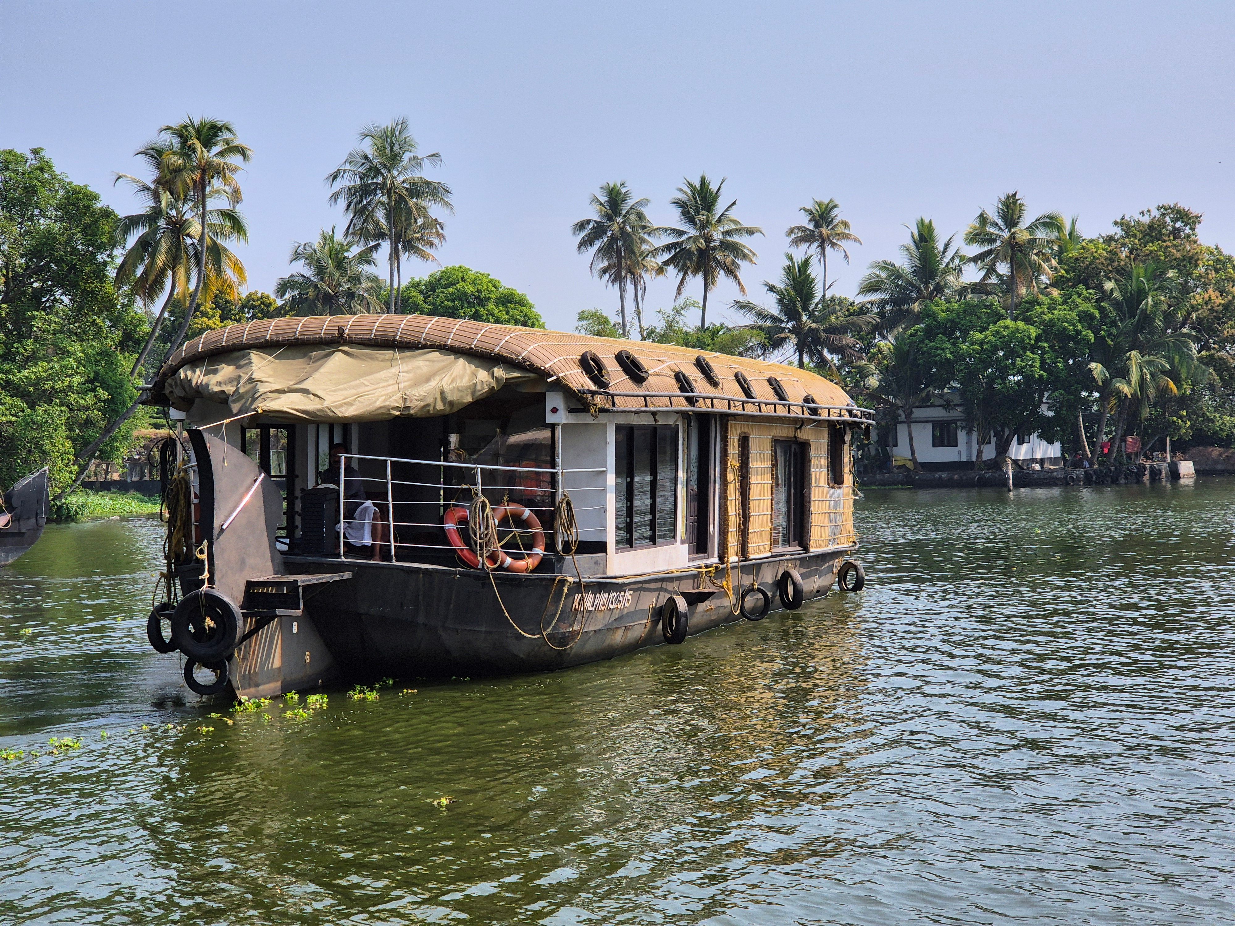 Traditional Houseboat on Kerala Backwaters · Free Stock Photo