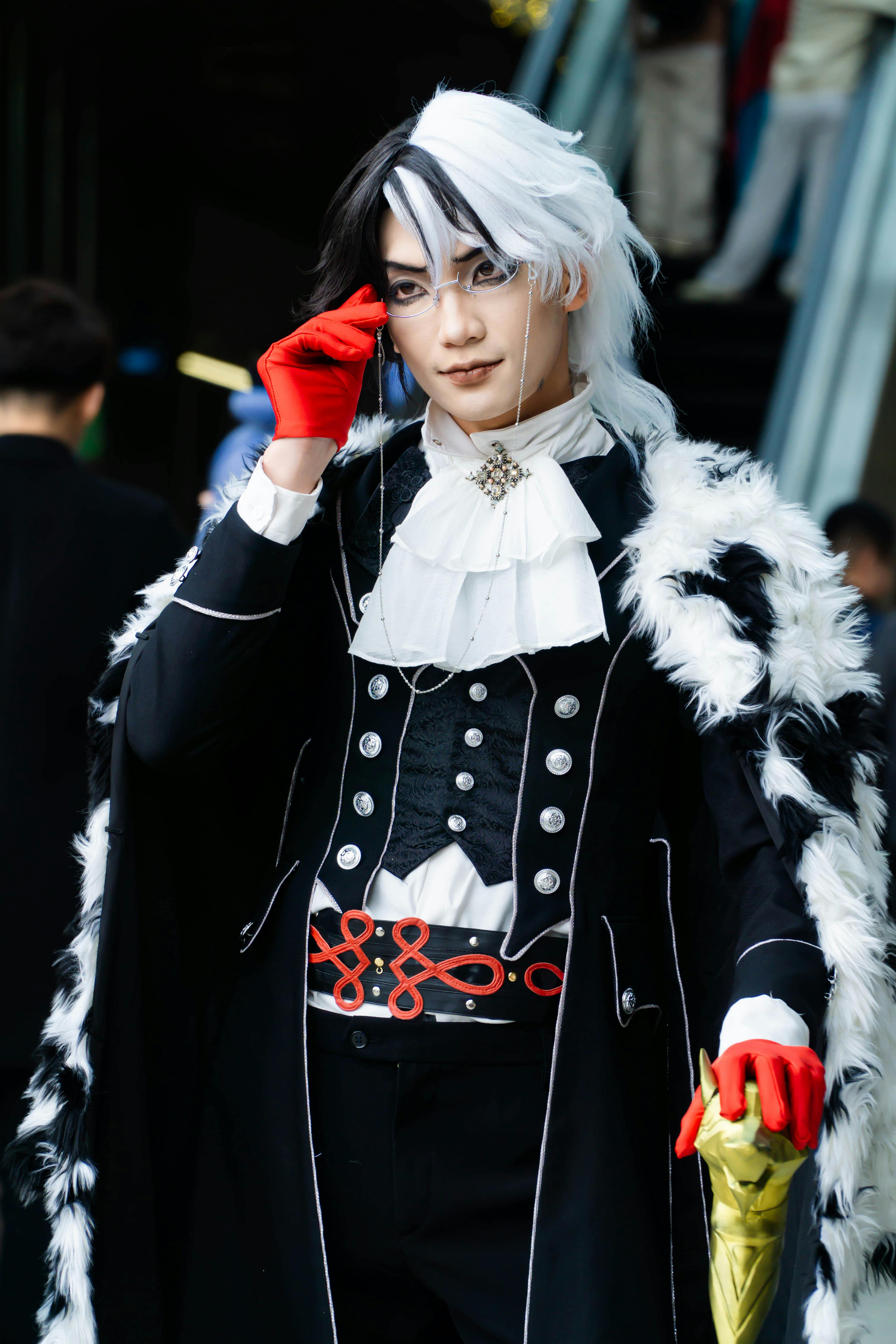 Elegant Cosplayer in Gothic Victorian Attire · Free Stock Photo