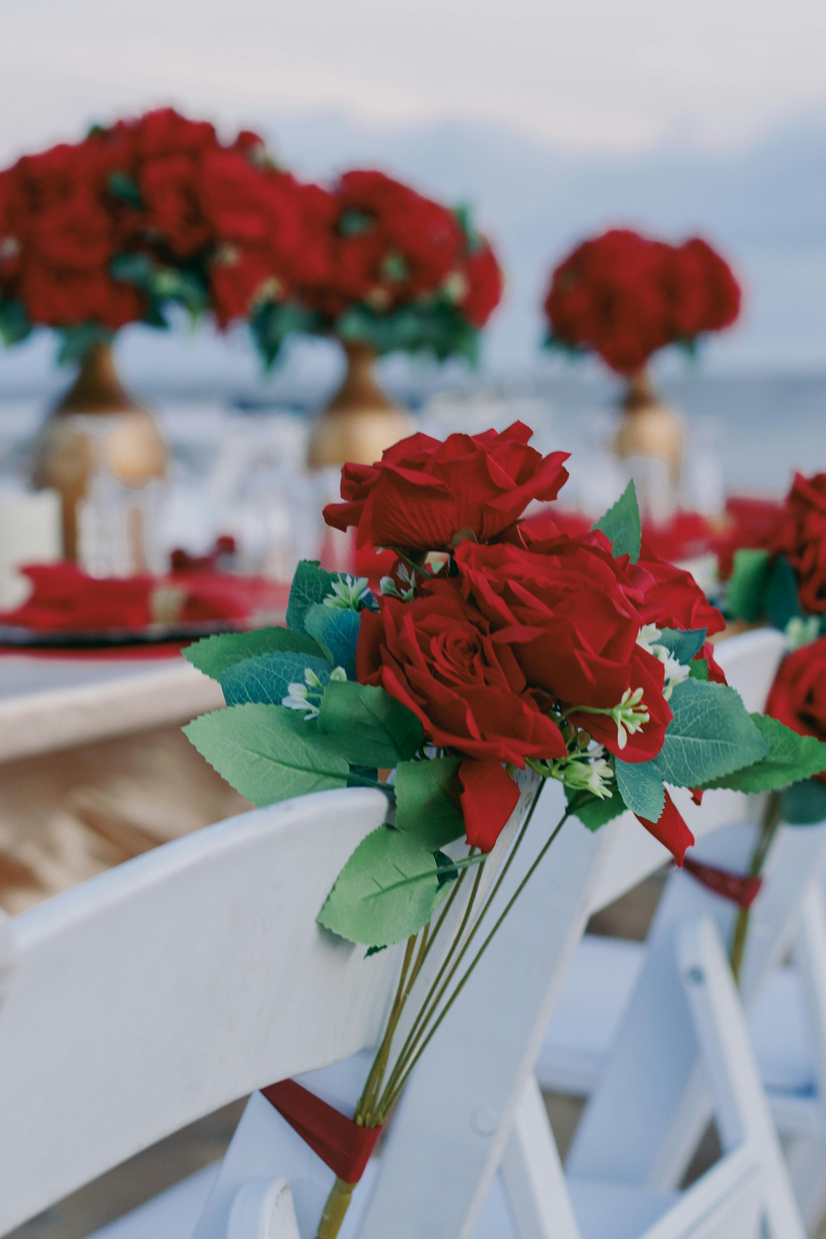 Elegant Red Rose Decor for Outdoor Event · Free Stock Photo