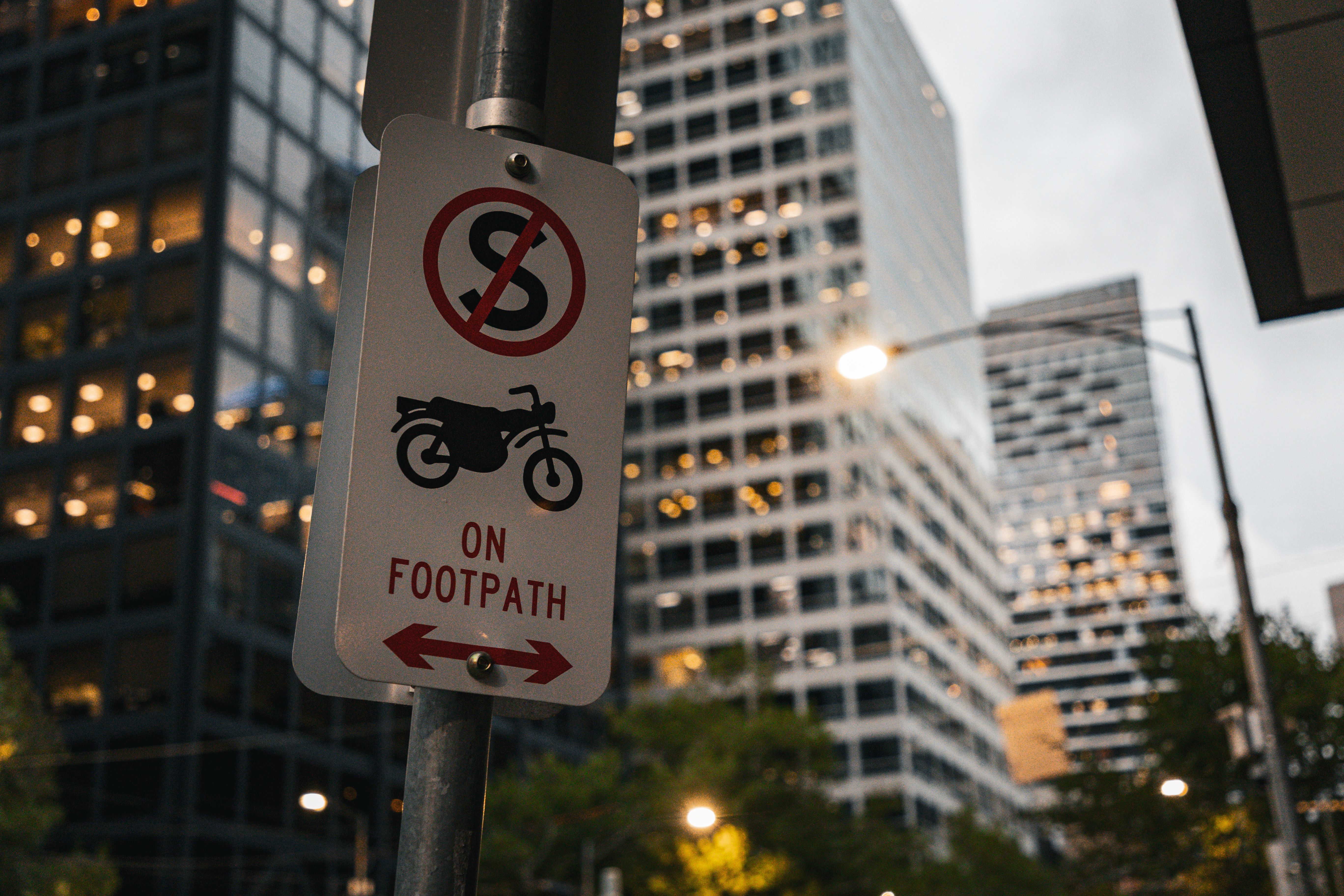 Urban Intersection with Public Transport Sign · Free Stock Photo