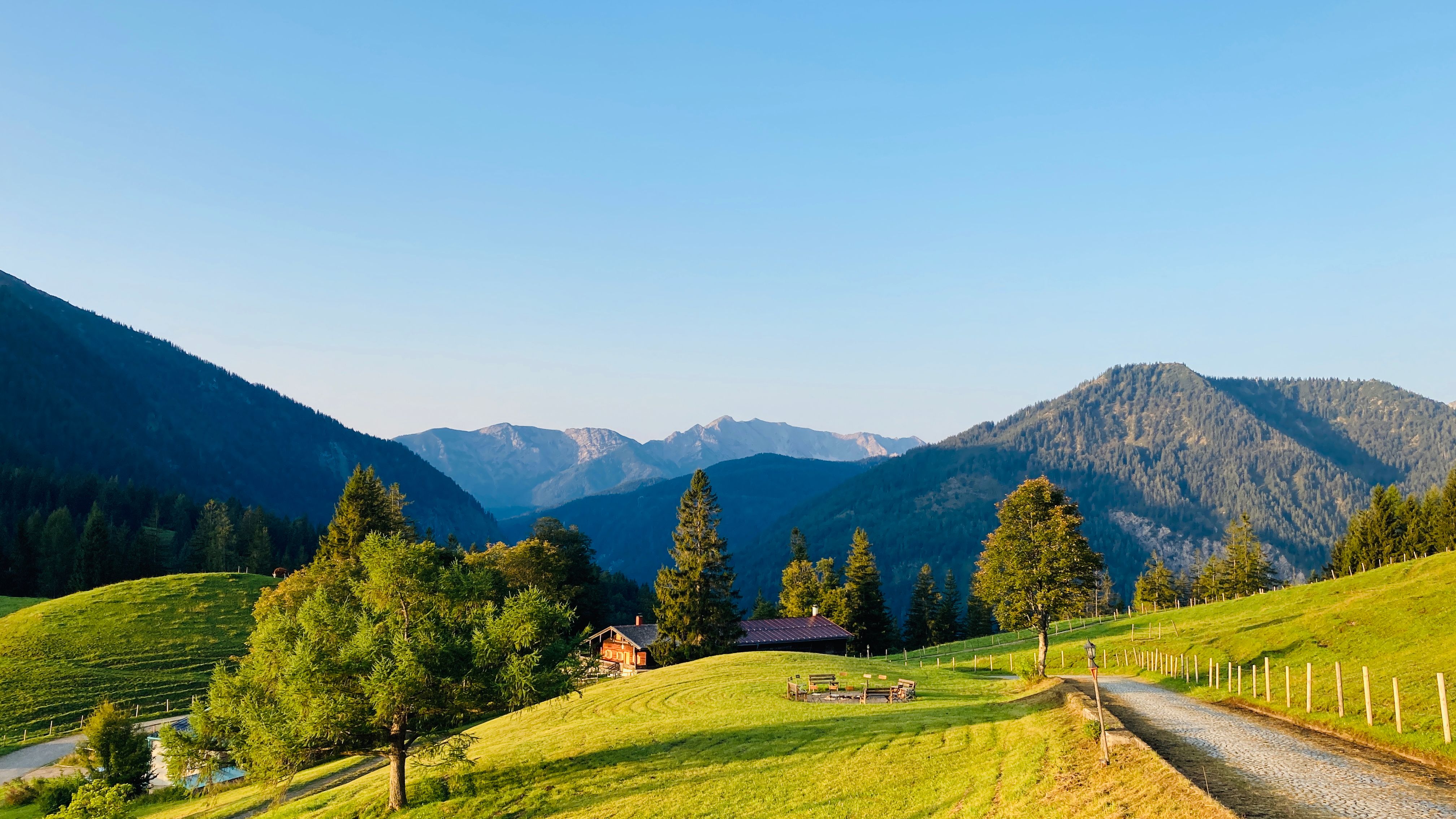 Scenic Alpine Valley View in Bavaria · Free Stock Photo