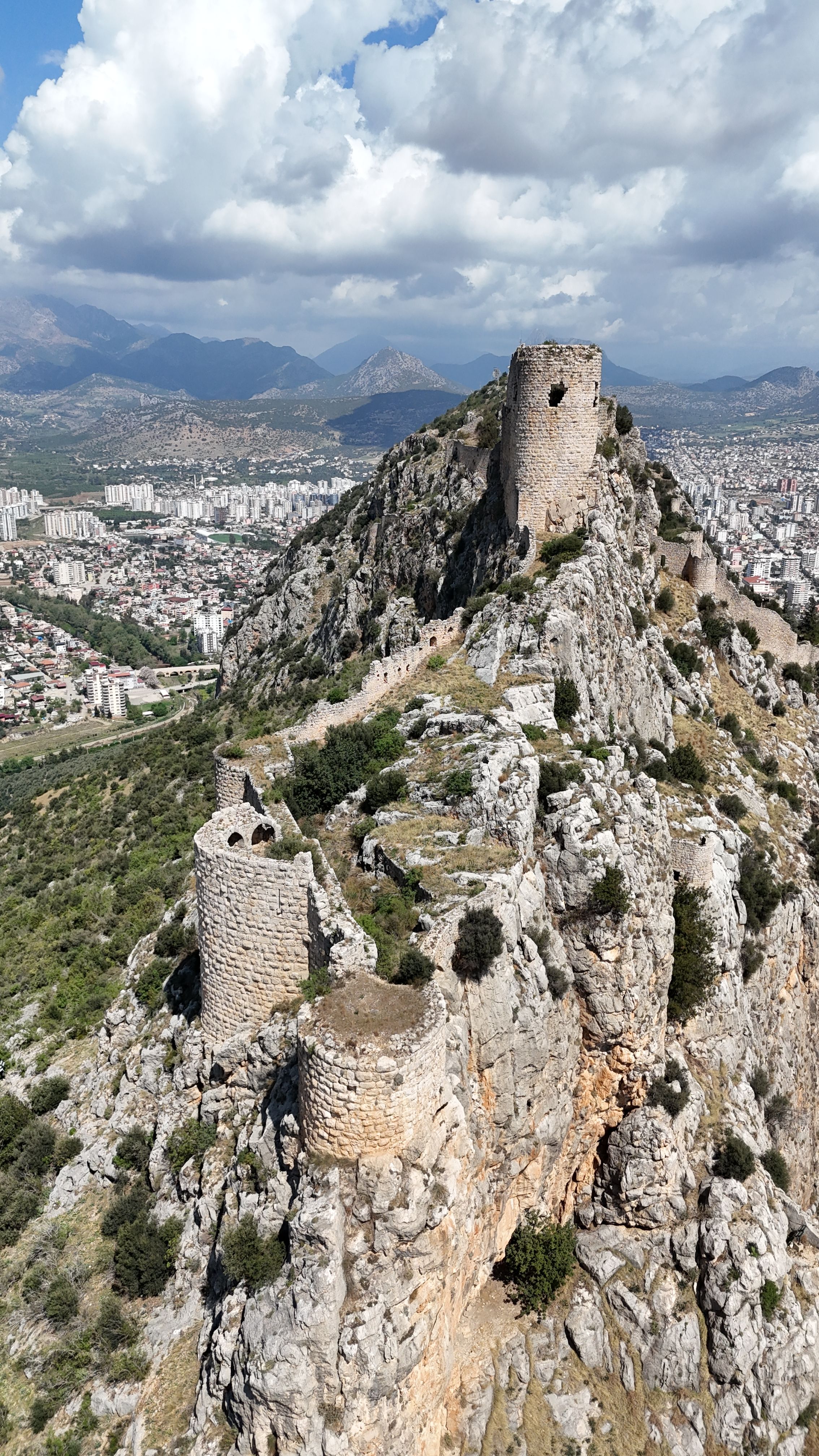 Stunning Drone View of Anavarza Castle in Adana · Free Stock Photo