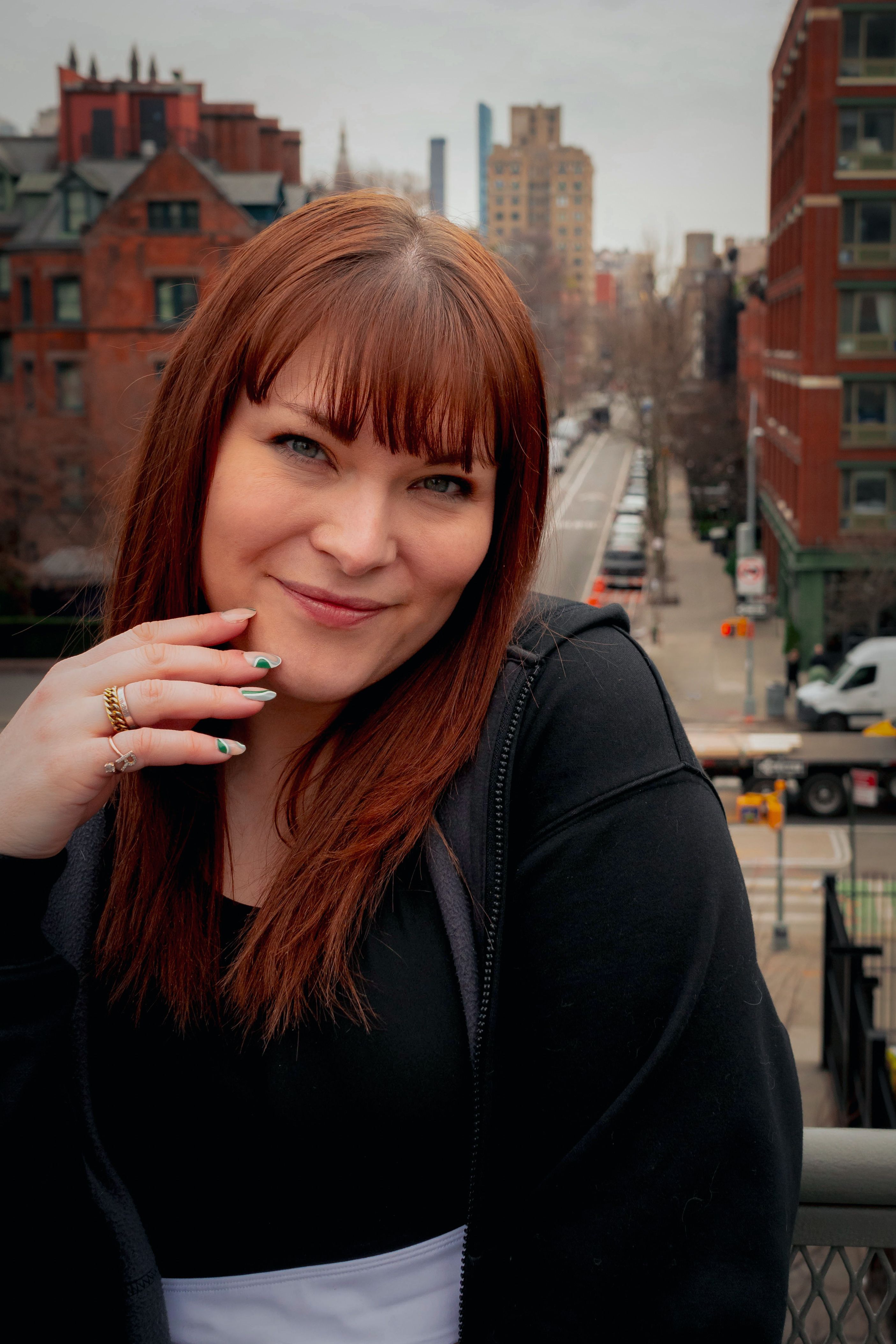 Charming Portrait of a Woman in New York City · Free Stock Photo