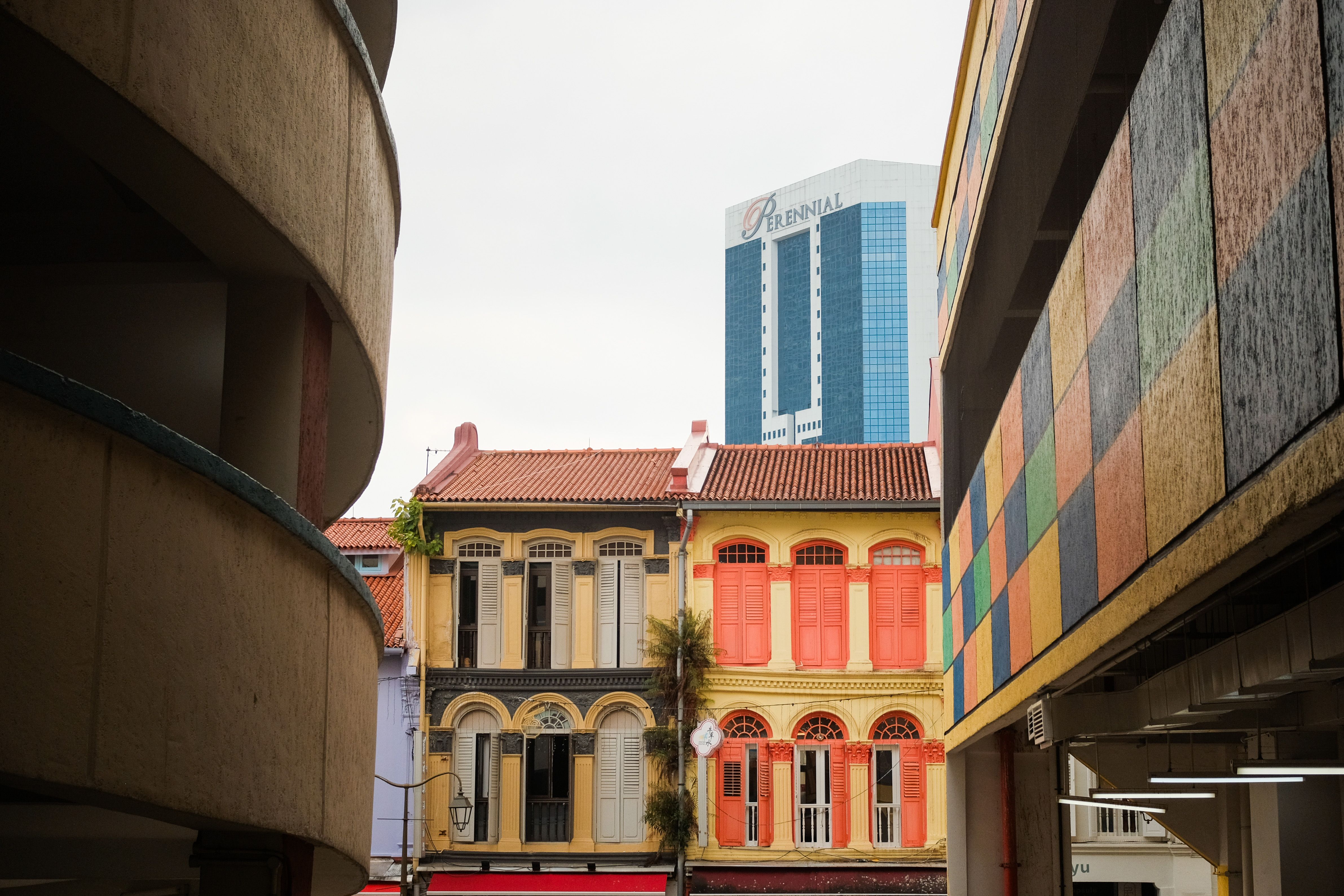 Colorful Colonial Architecture in Urban Alley · Free Stock Photo