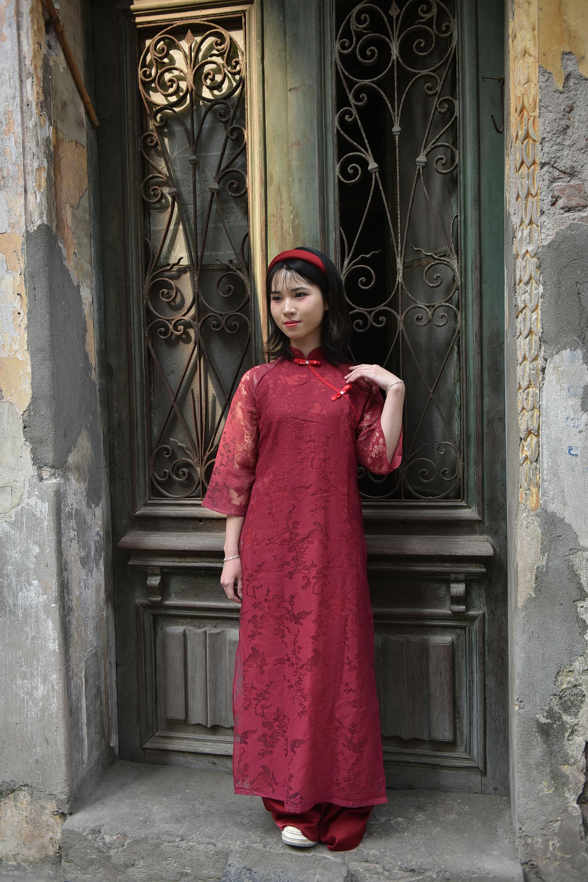 Traditional Asian Dress Portrait in Rustic Setting · Free Stock Photo