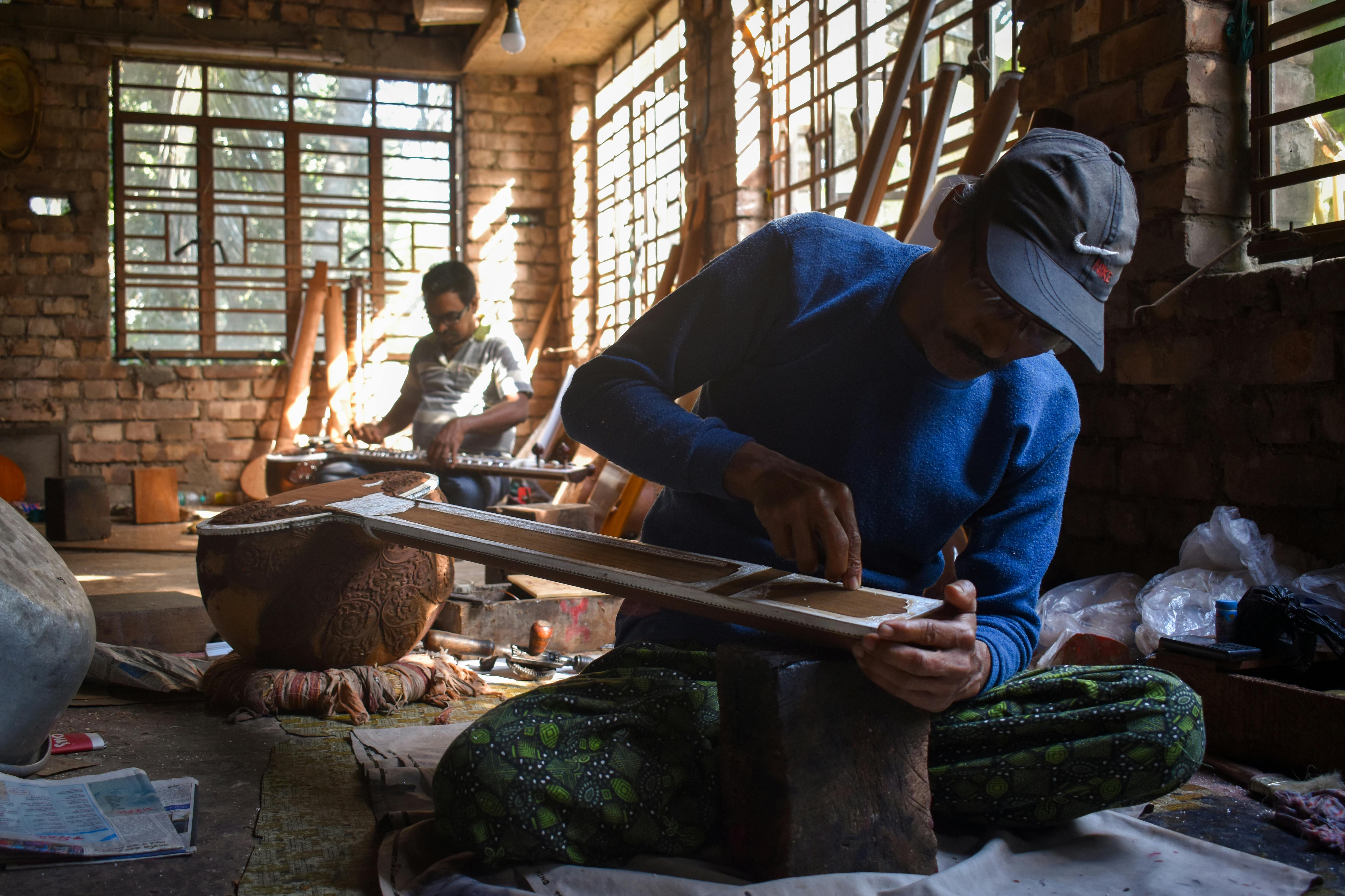 Craftsmen Crafting Traditional Musical Instruments in Kolkata · Free ...