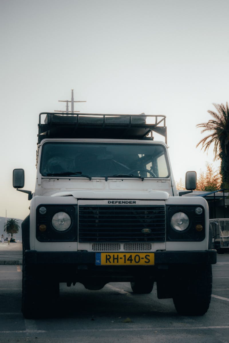 Land Rover Photos, Download The BEST Free Land Rover Stock Photos & HD ...