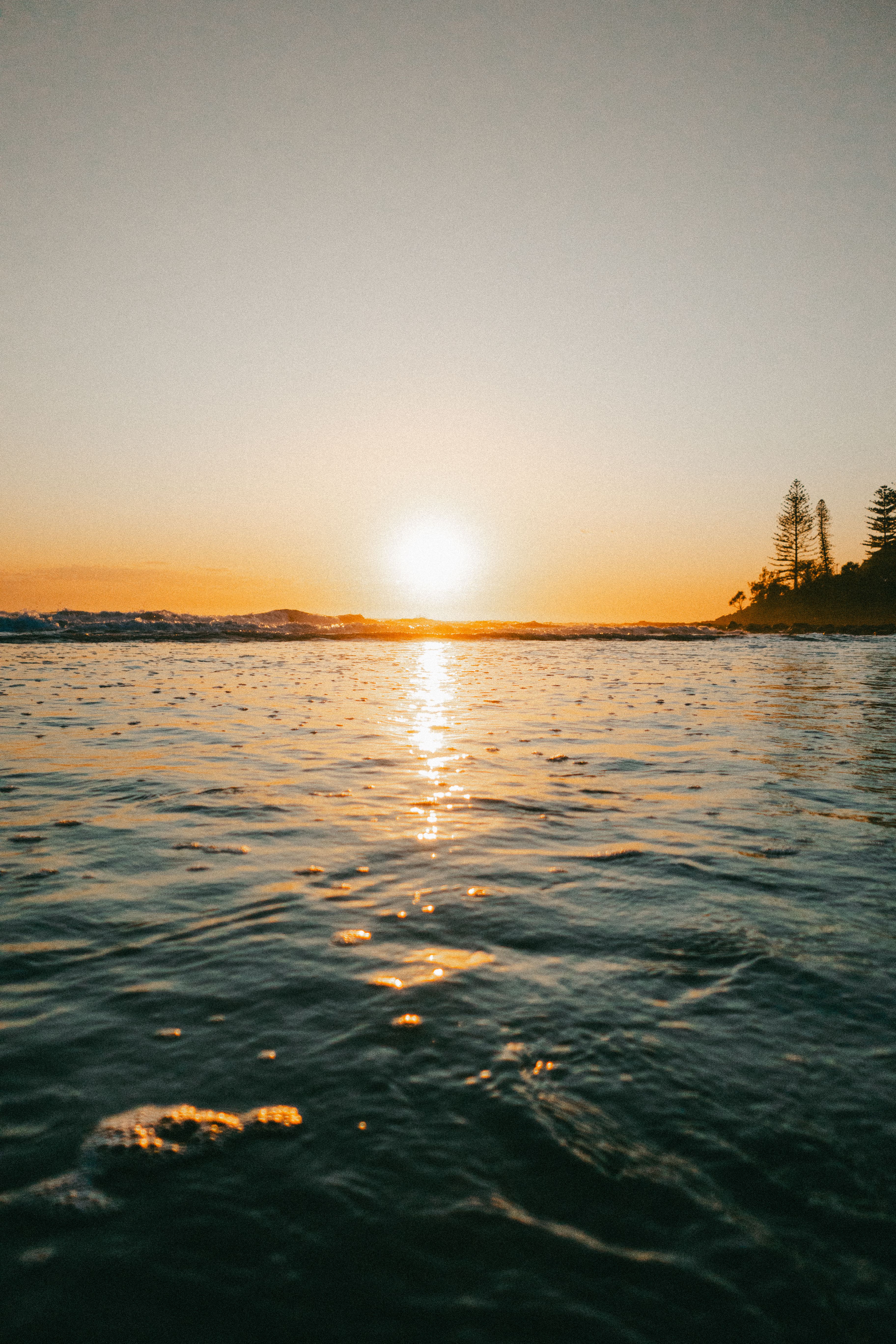 Sunset Over Burleigh Heads Beach Ocean View · Free Stock Photo