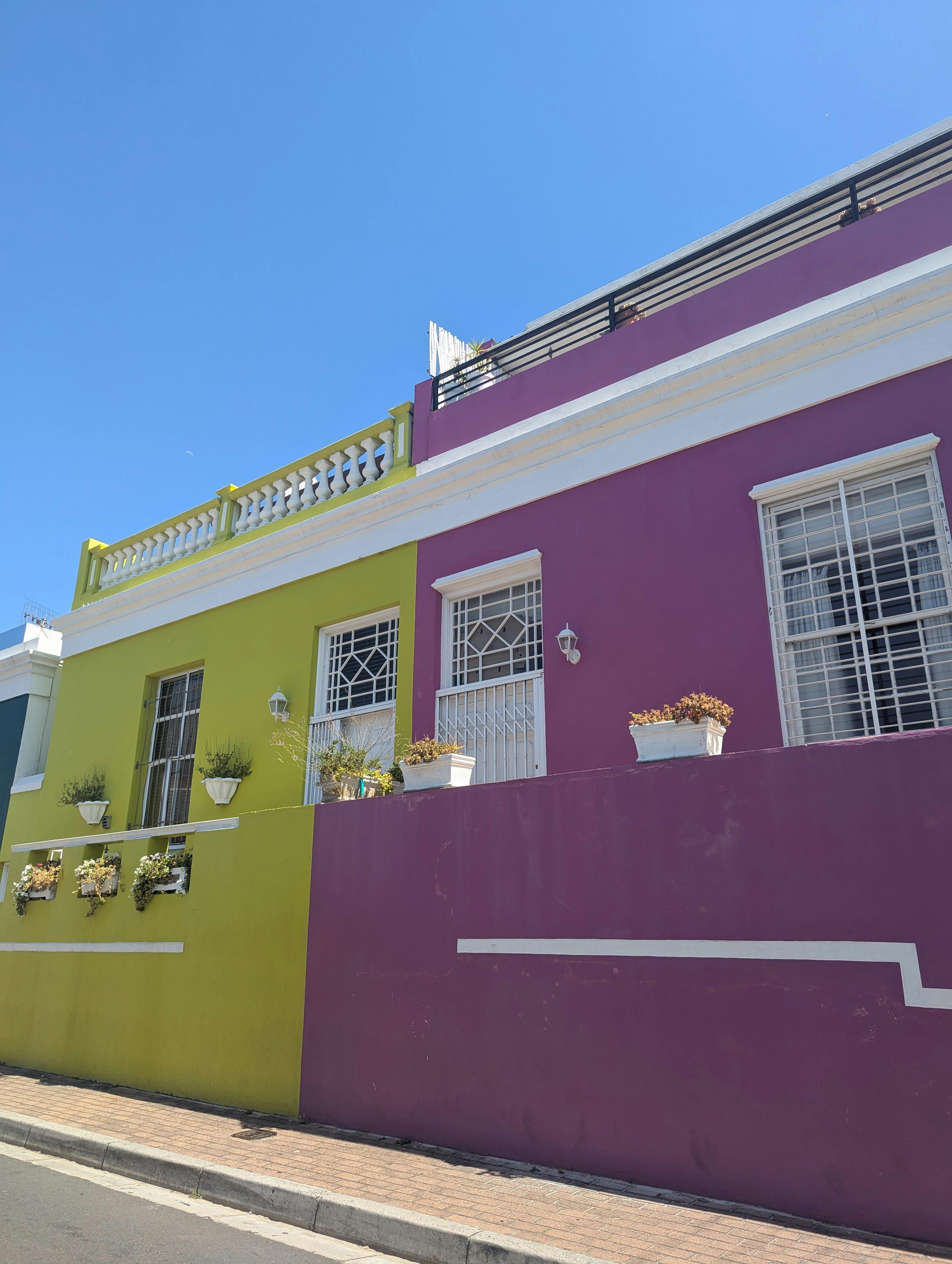 Vibrant Colored Buildings in Bo-Kaap, Cape Town · Free Stock Photo