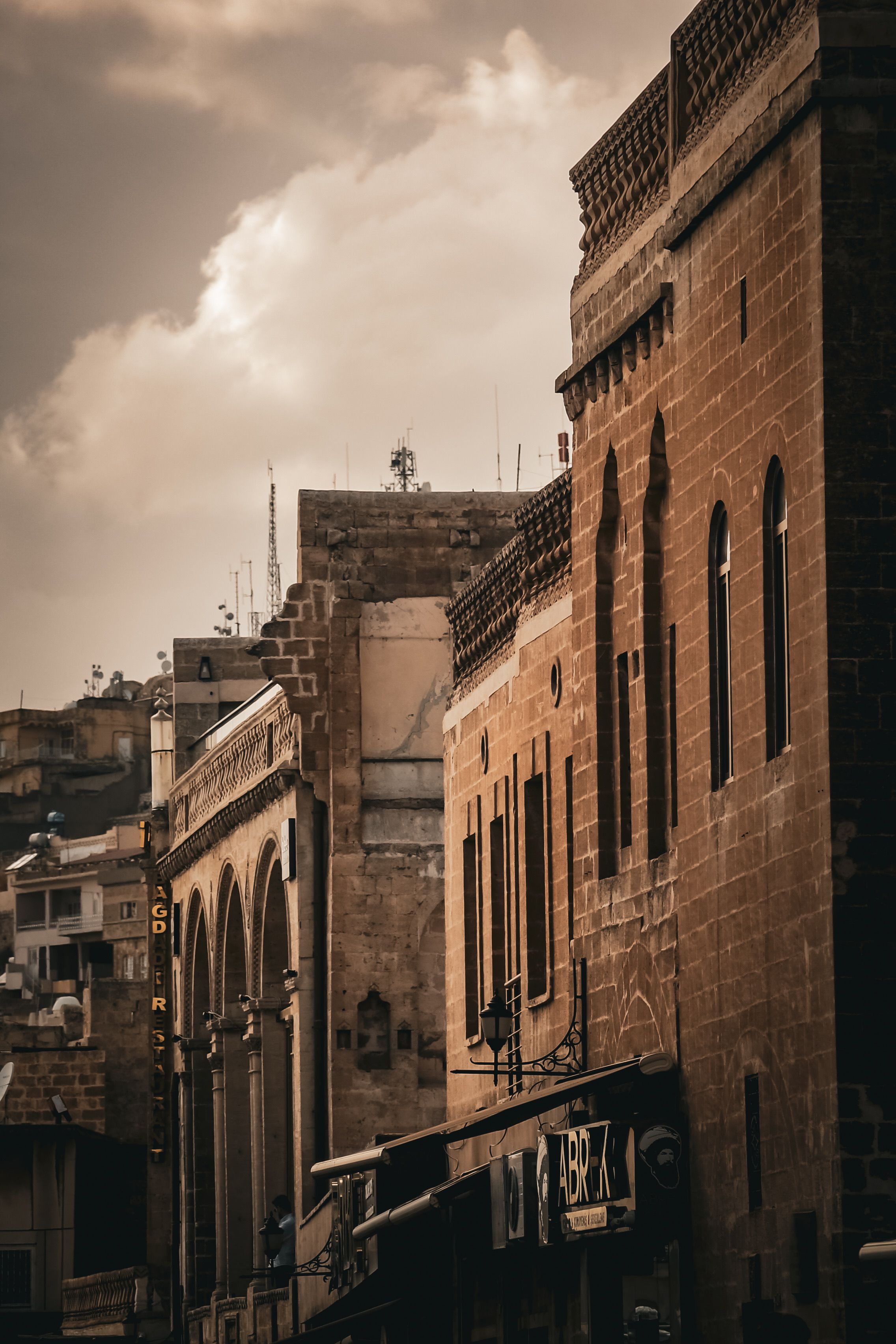 Historic Stone Architecture in Middle Eastern City · Free Stock Photo