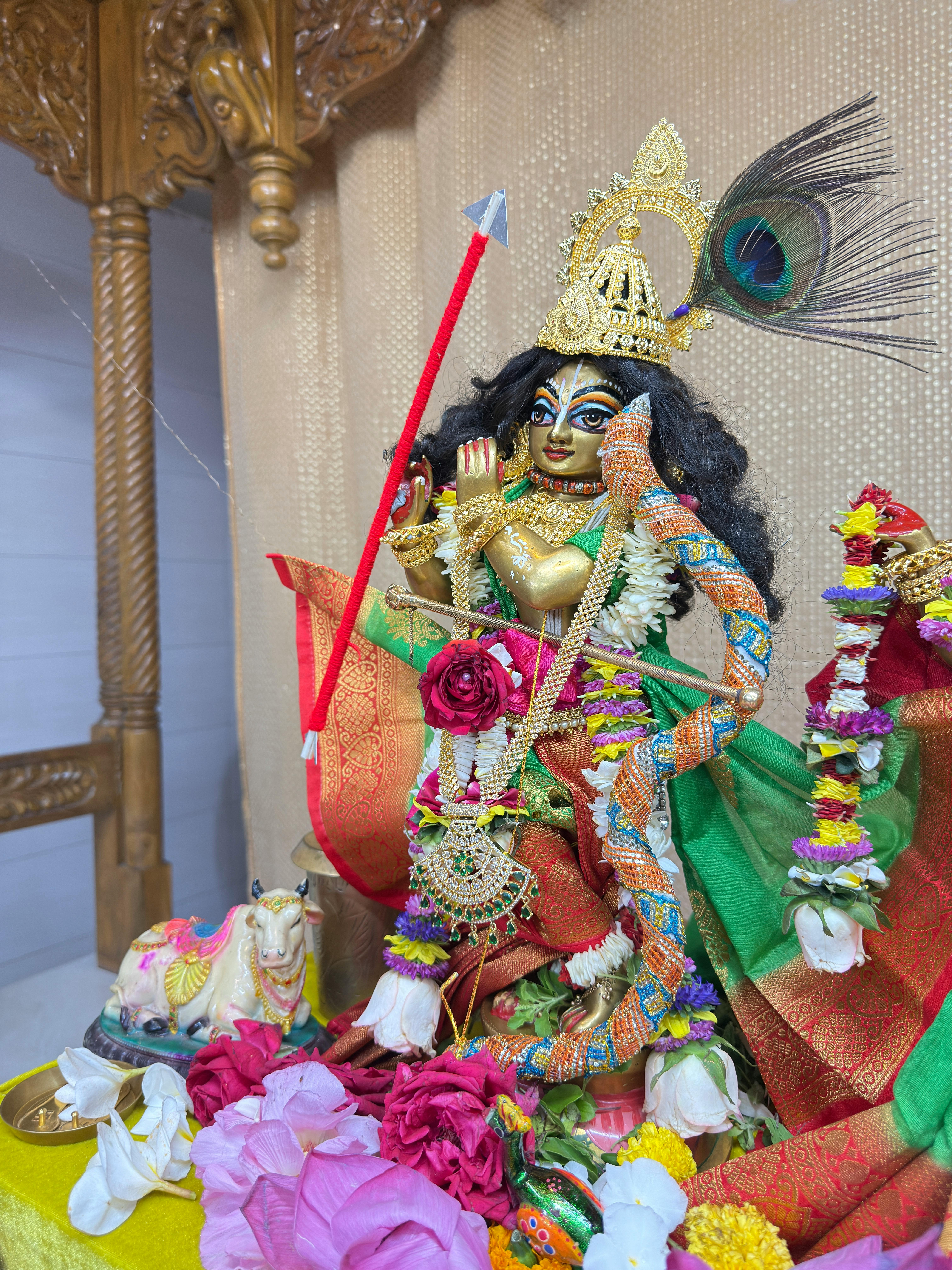 Vibrant Hindu Deity Statue with Decorated Garments · Free Stock Photo