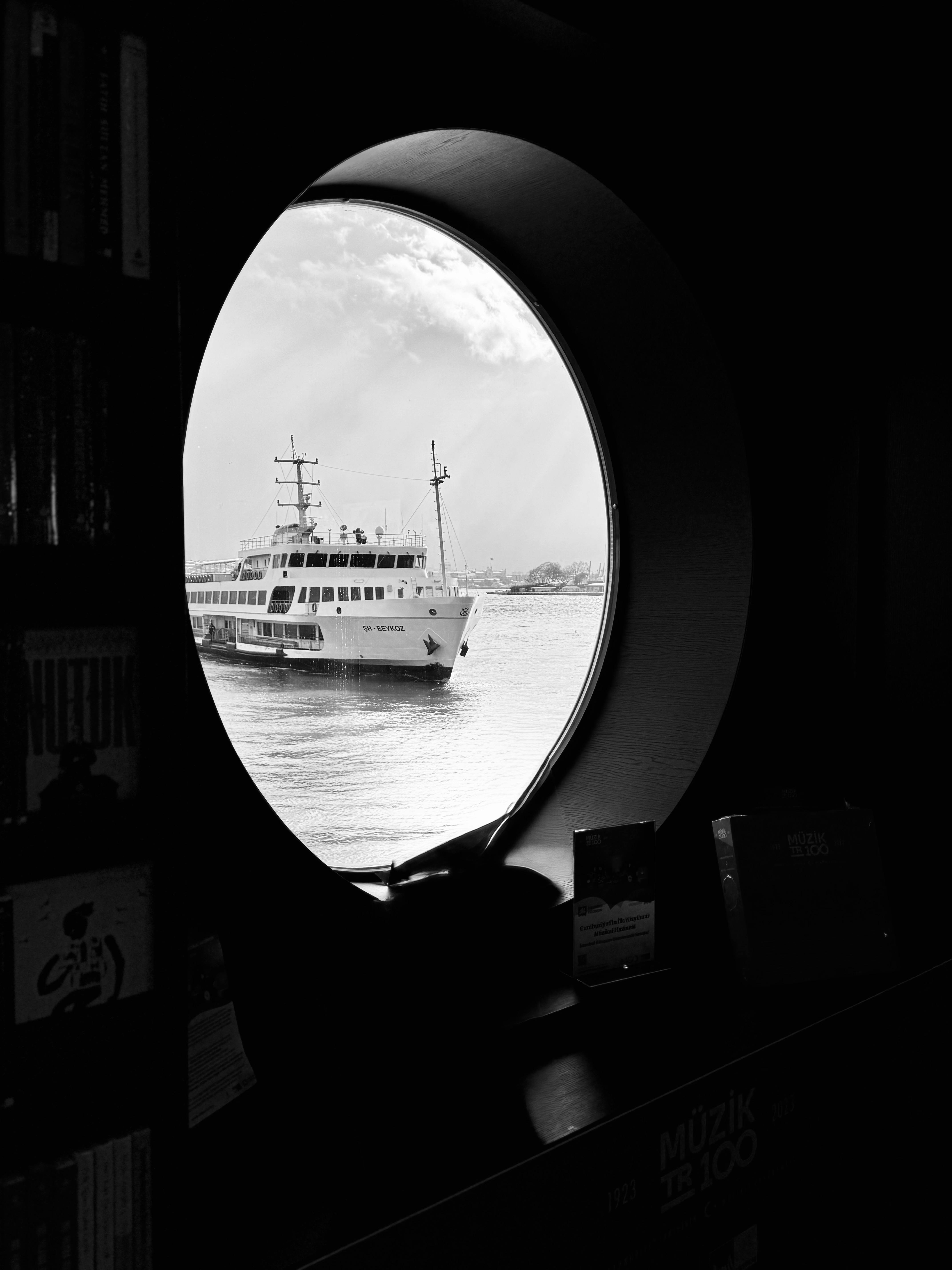 Port Frame Photos, Download The BEST Free Port Frame Stock Photos & HD ...