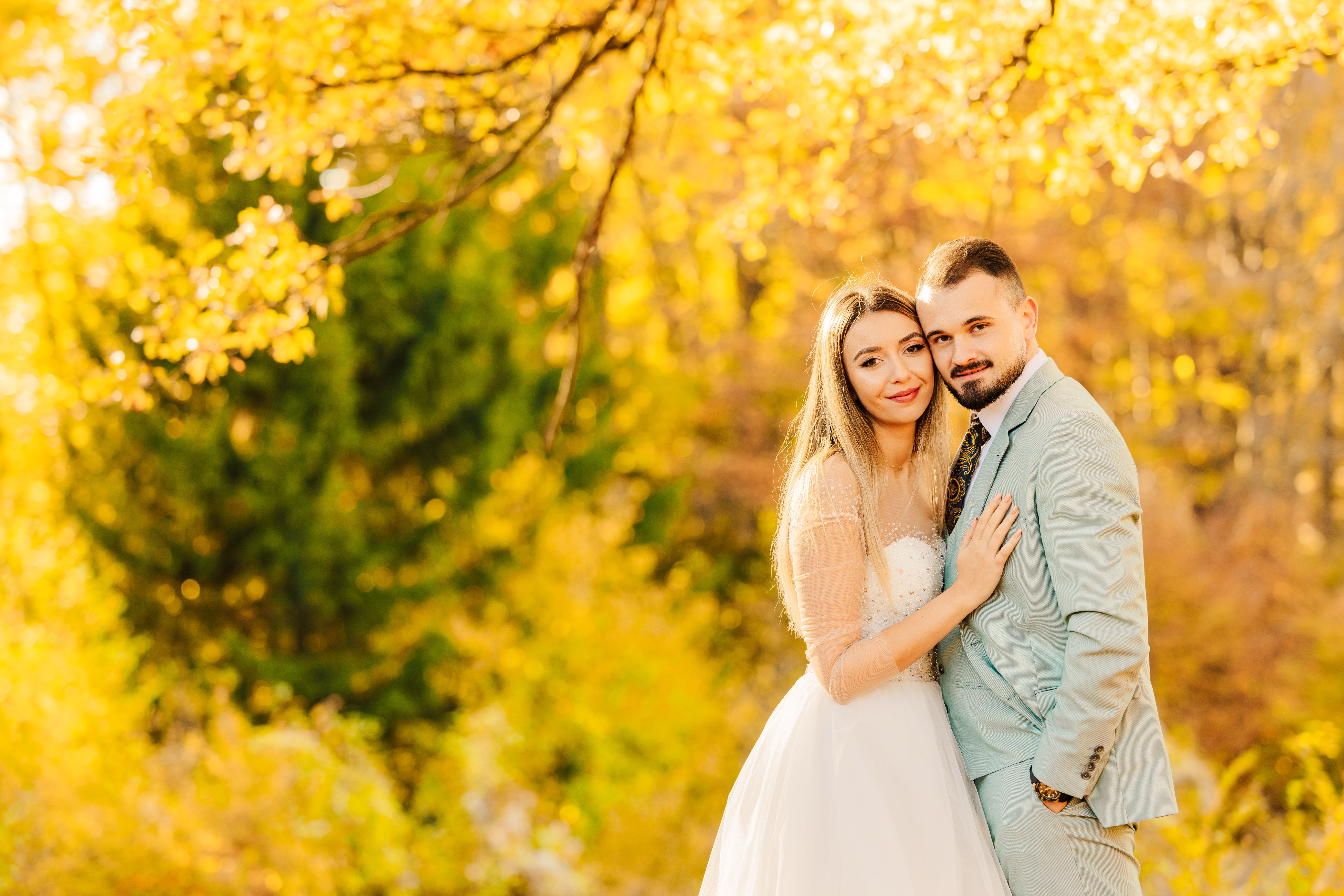 Fall Couple Photos, Download The BEST Free Fall Couple Stock Photos ...