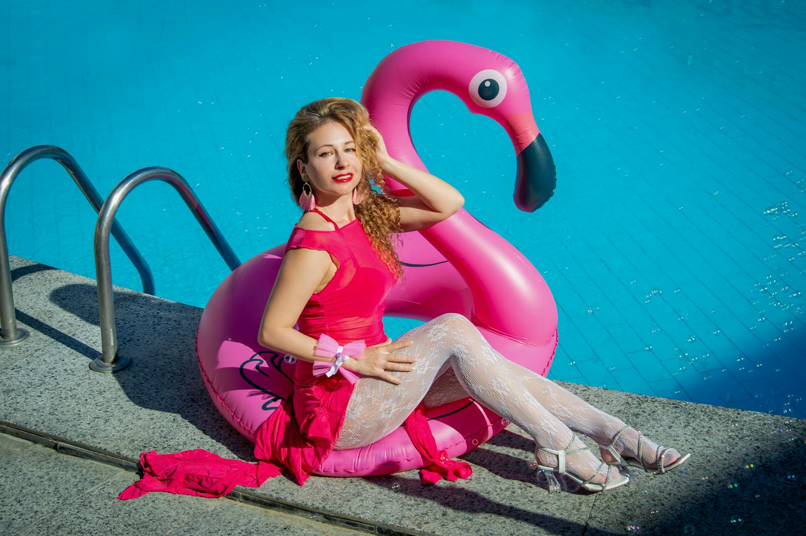 Floating Woman Photos, Download The BEST Free Floating Woman Stock ...