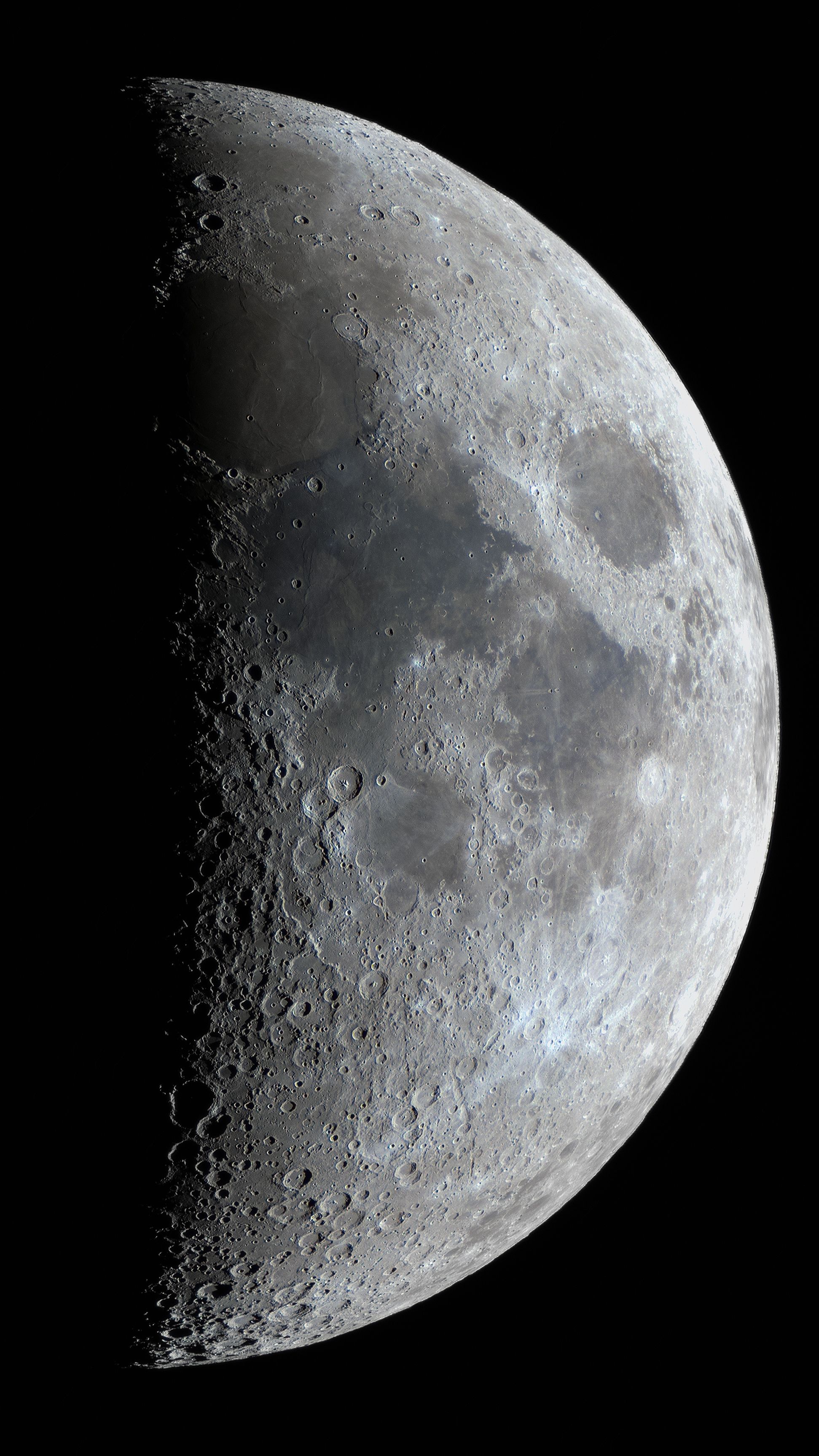 Half Moon with Detailed Crater View · Free Stock Photo