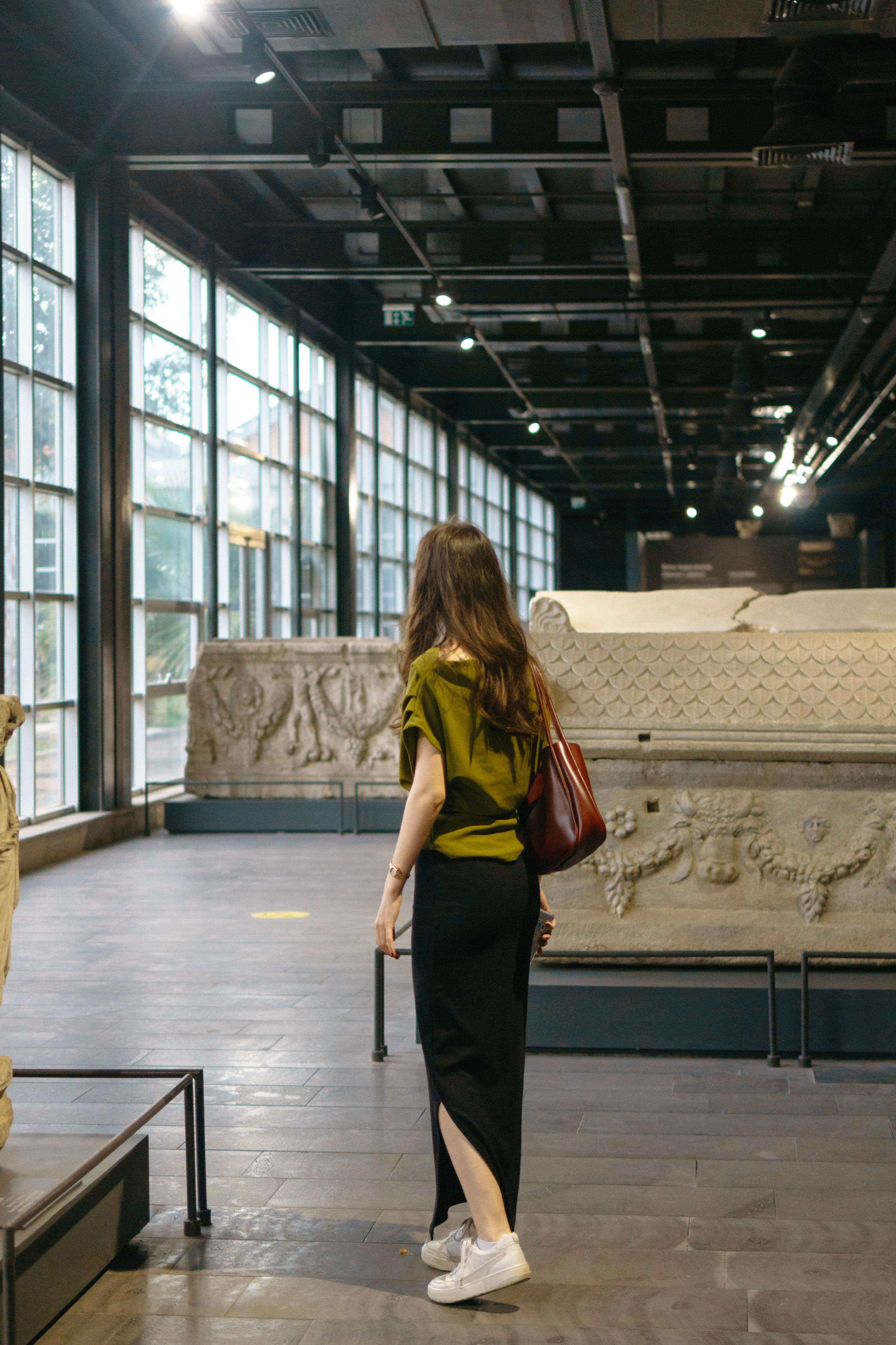 Person In The Museum Photos, Download The BEST Free Person In The ...