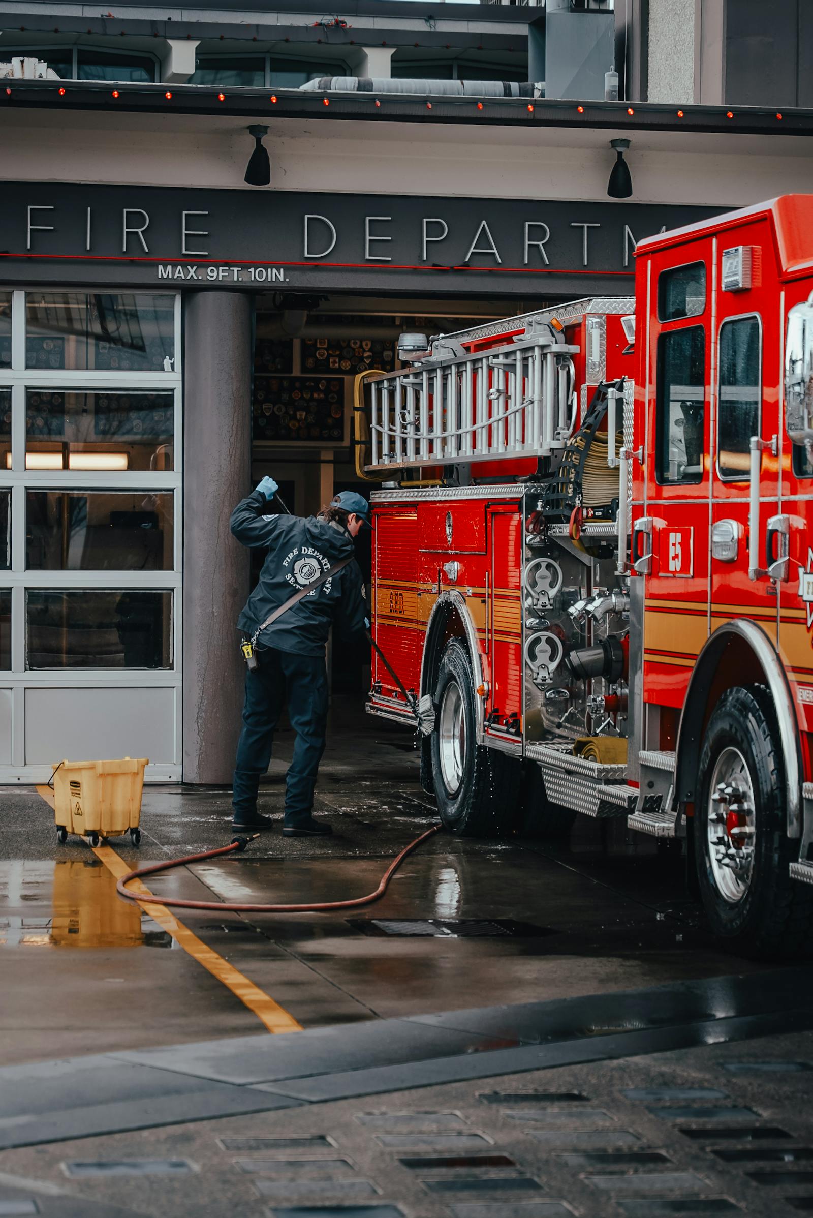 Fire Engine Photos, Download The BEST Free Fire Engine Stock Photos ...