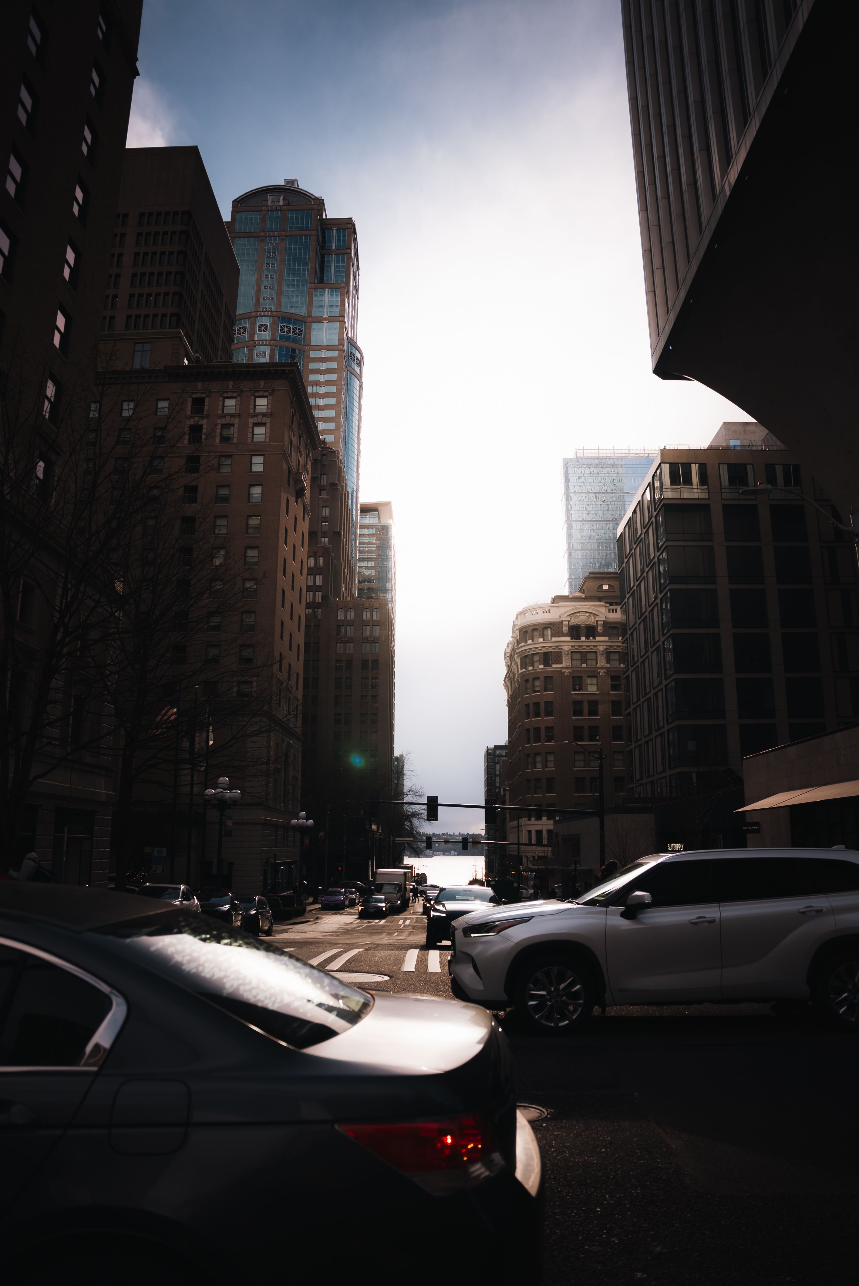 Sunlit Urban Street in Downtown Seattle · Free Stock Photo