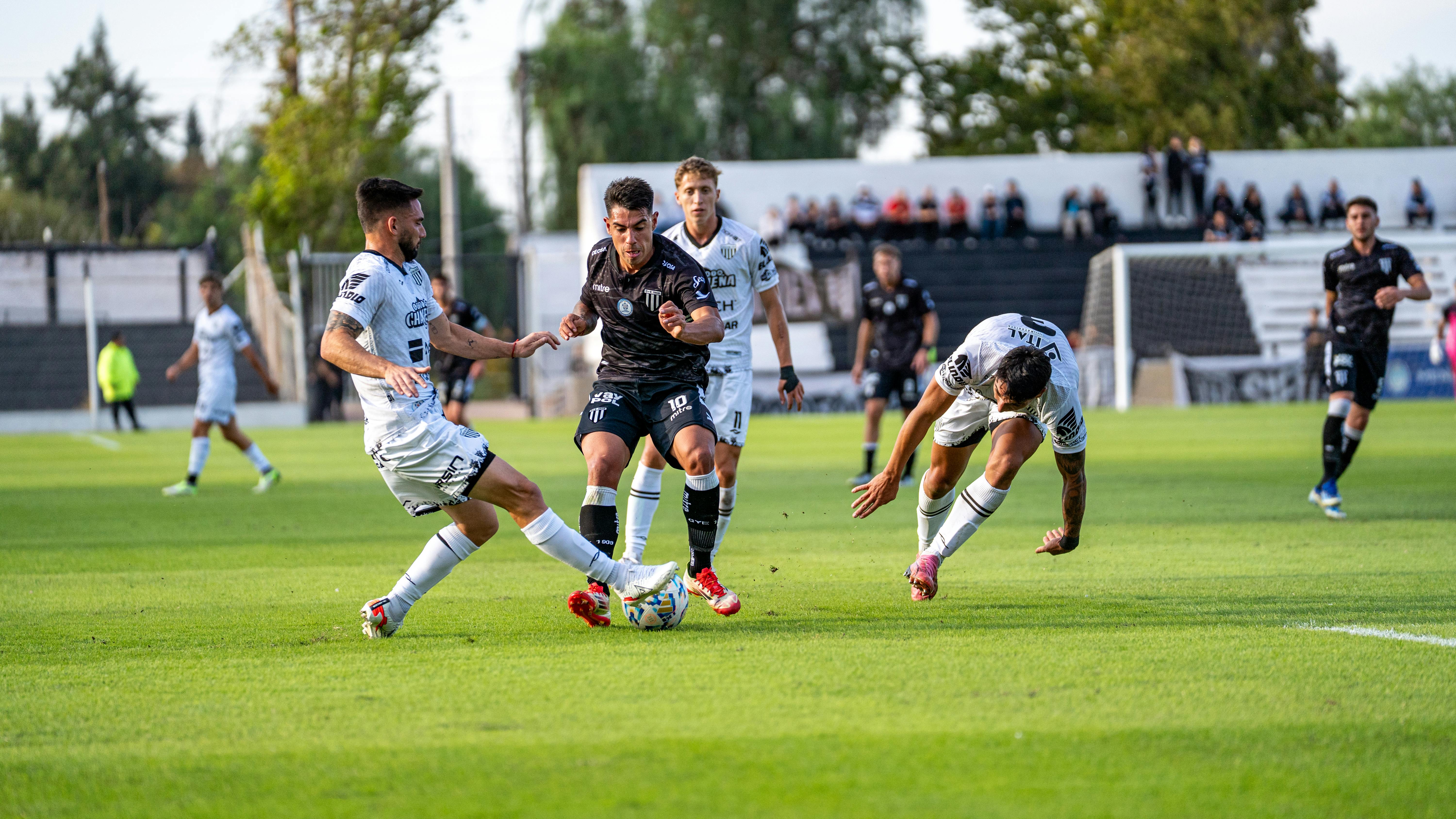 Competitive Soccer Match Action Capture · Free Stock Photo