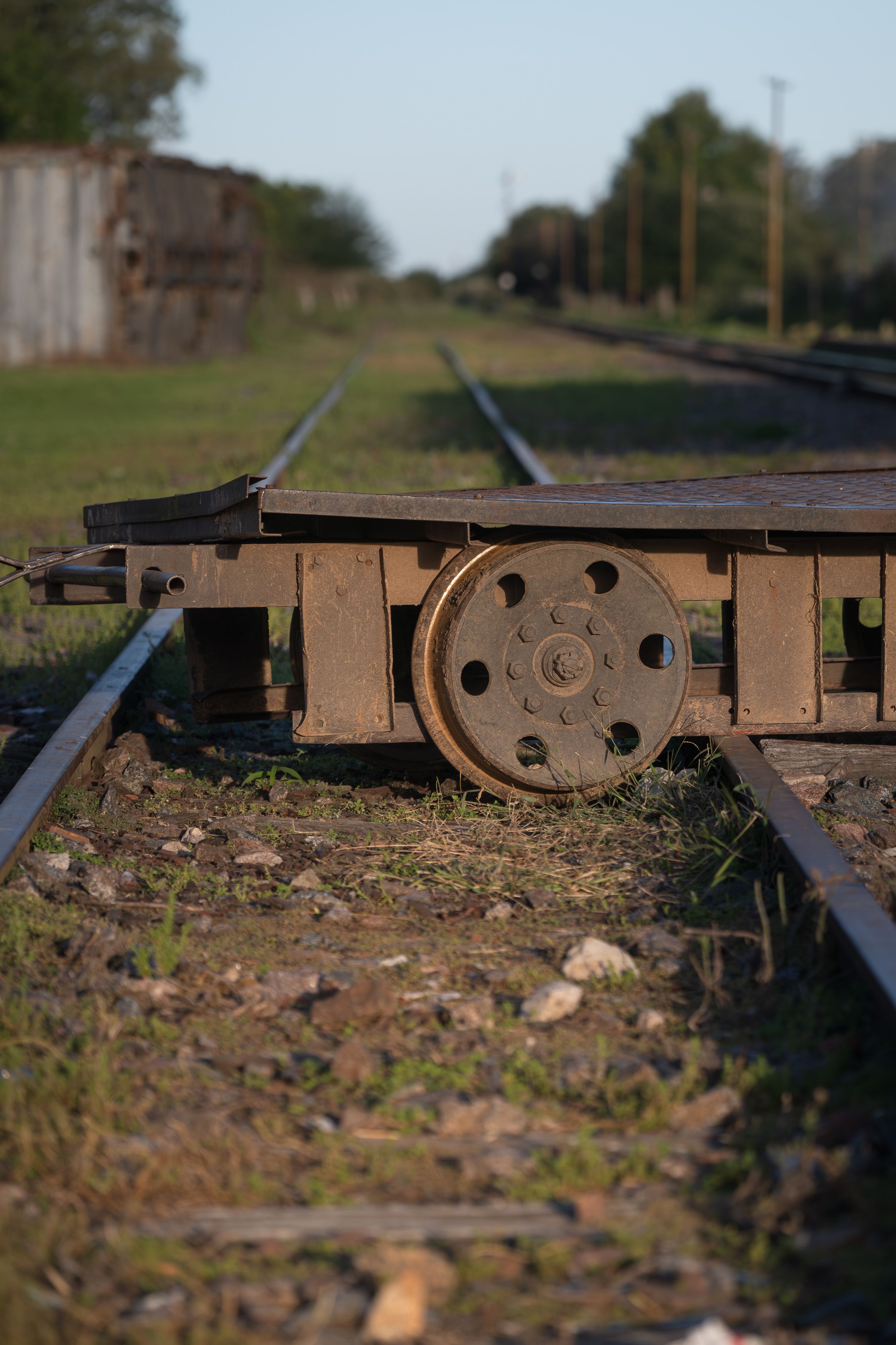Rustic Railway Cart on Tracks in Villa Lía · Free Stock Photo