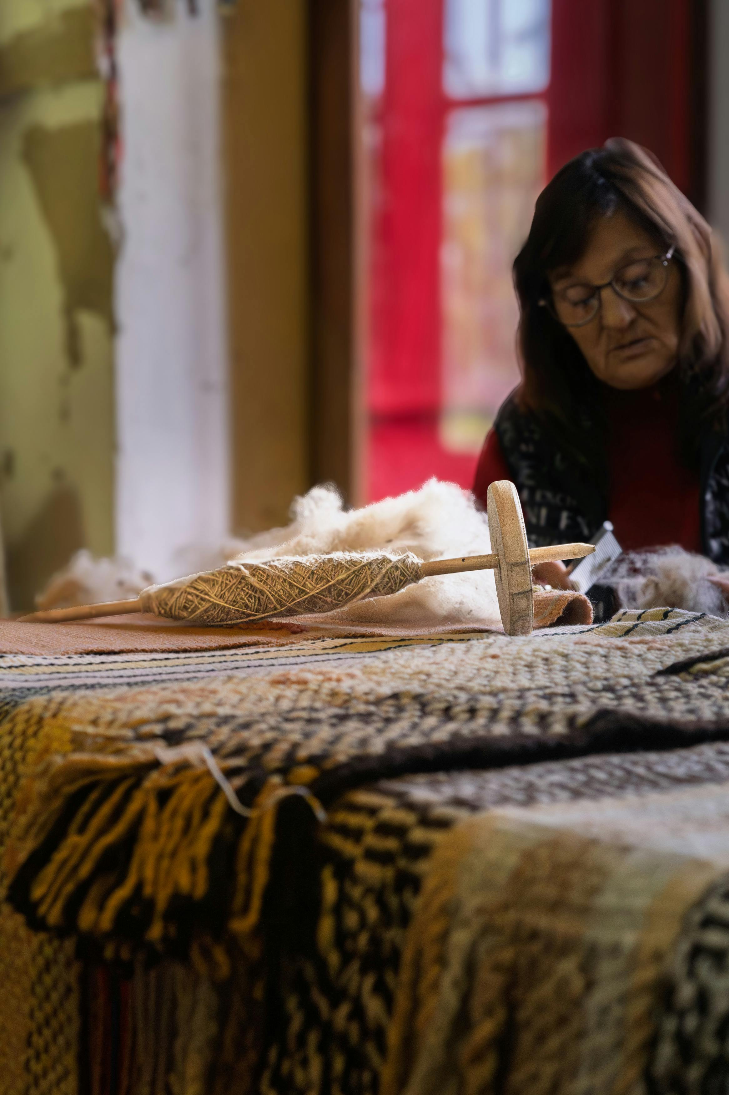 Weaver Photos, Download The BEST Free Weaver Stock Photos & HD Images