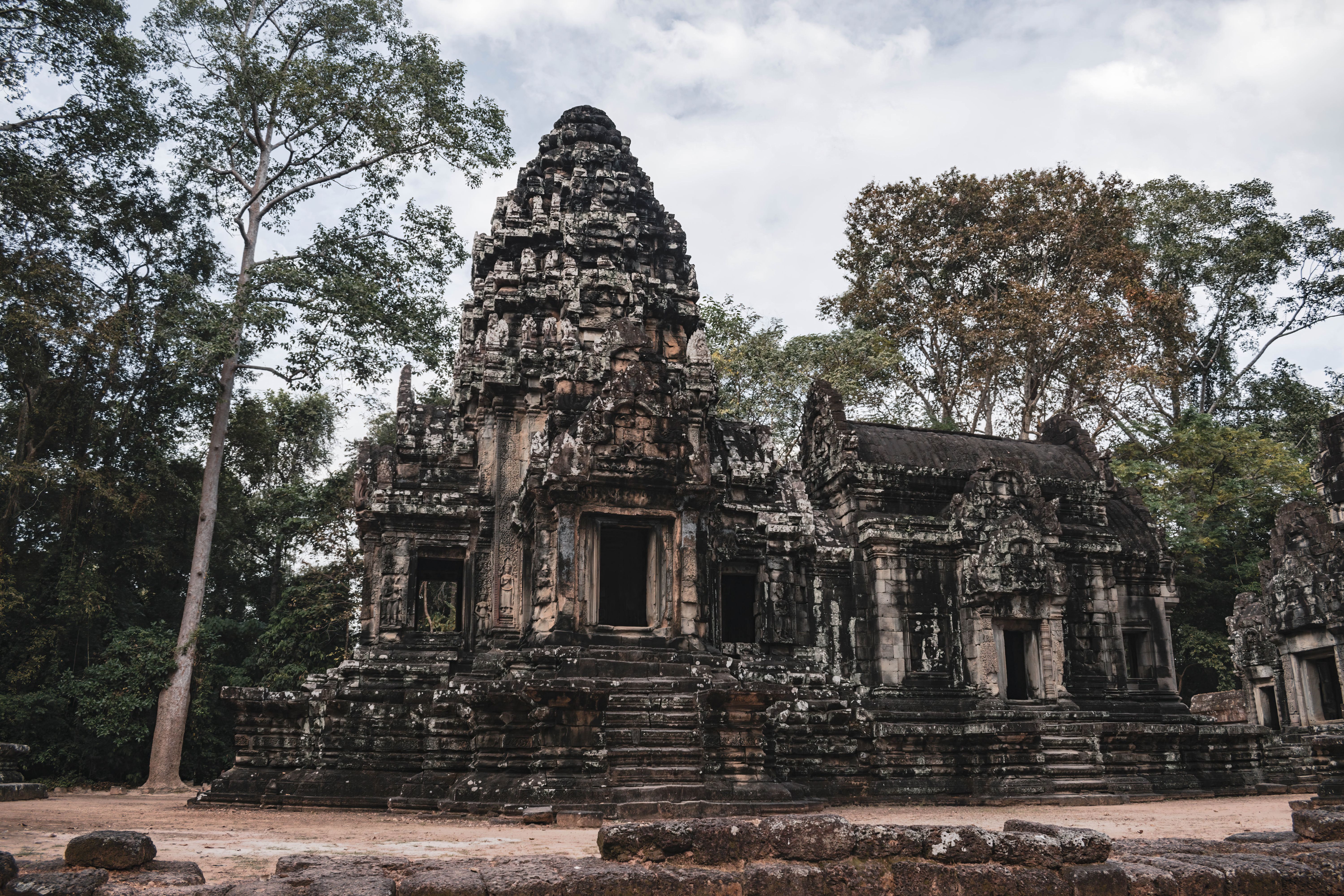 Siem Reap Kamboçya'daki Antik Tapınak Harabeleri · Ücretsiz Stok Fotoğraf