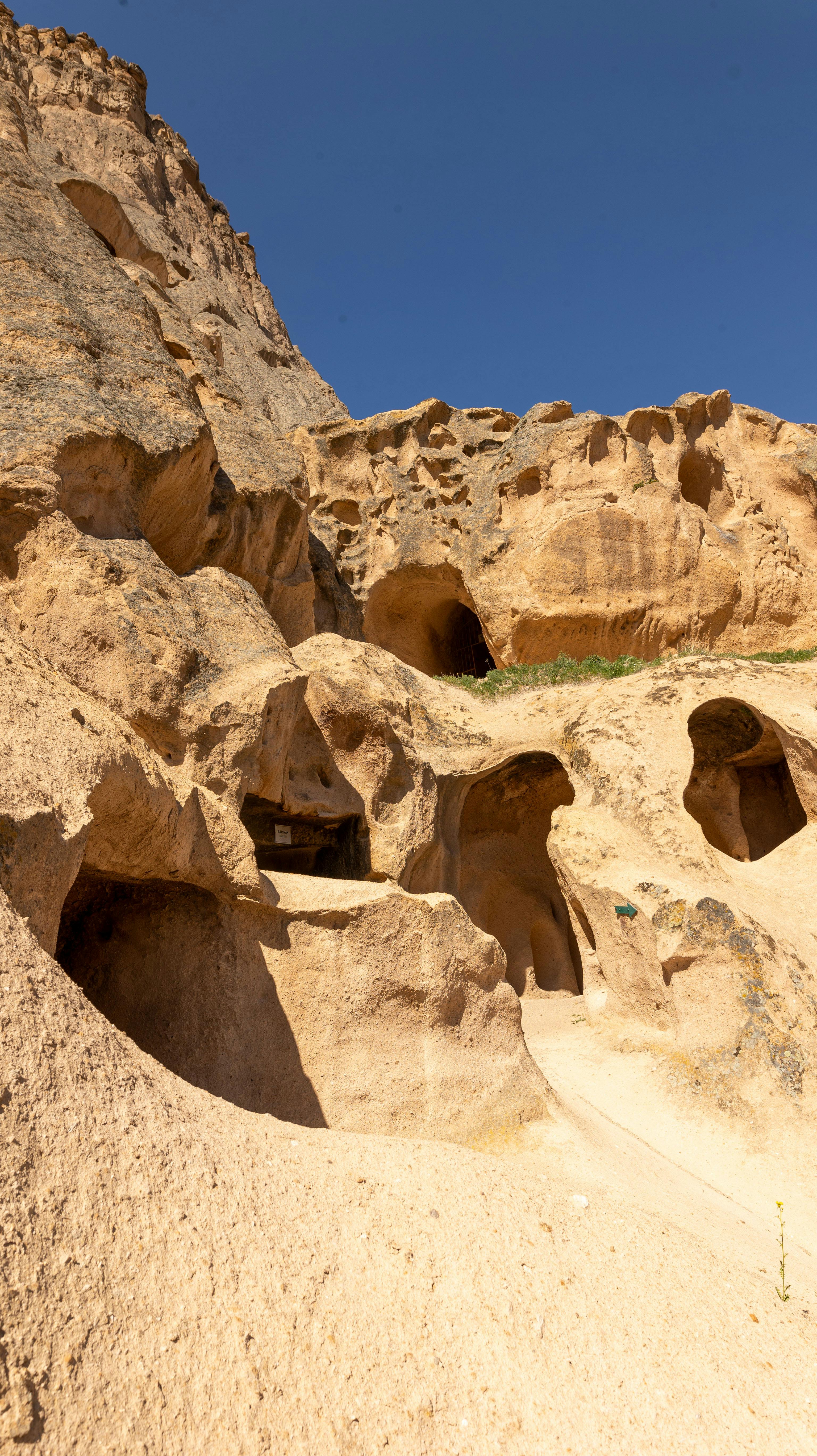 Ancient Rock Formations in Cappadocia, Türkiye · Free Stock Photo