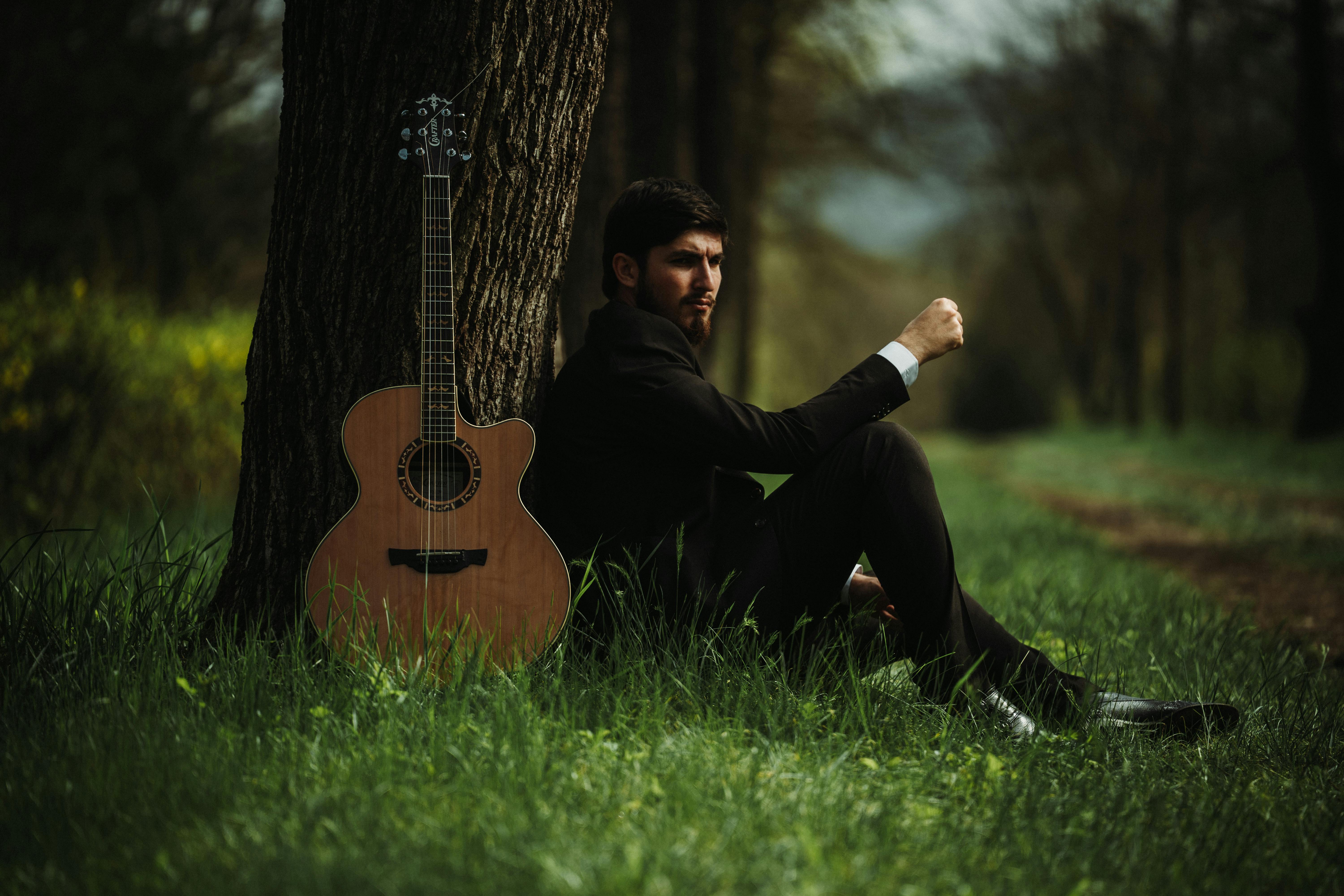 Making Music Pose Photos, Download The BEST Free Making Music Pose ...