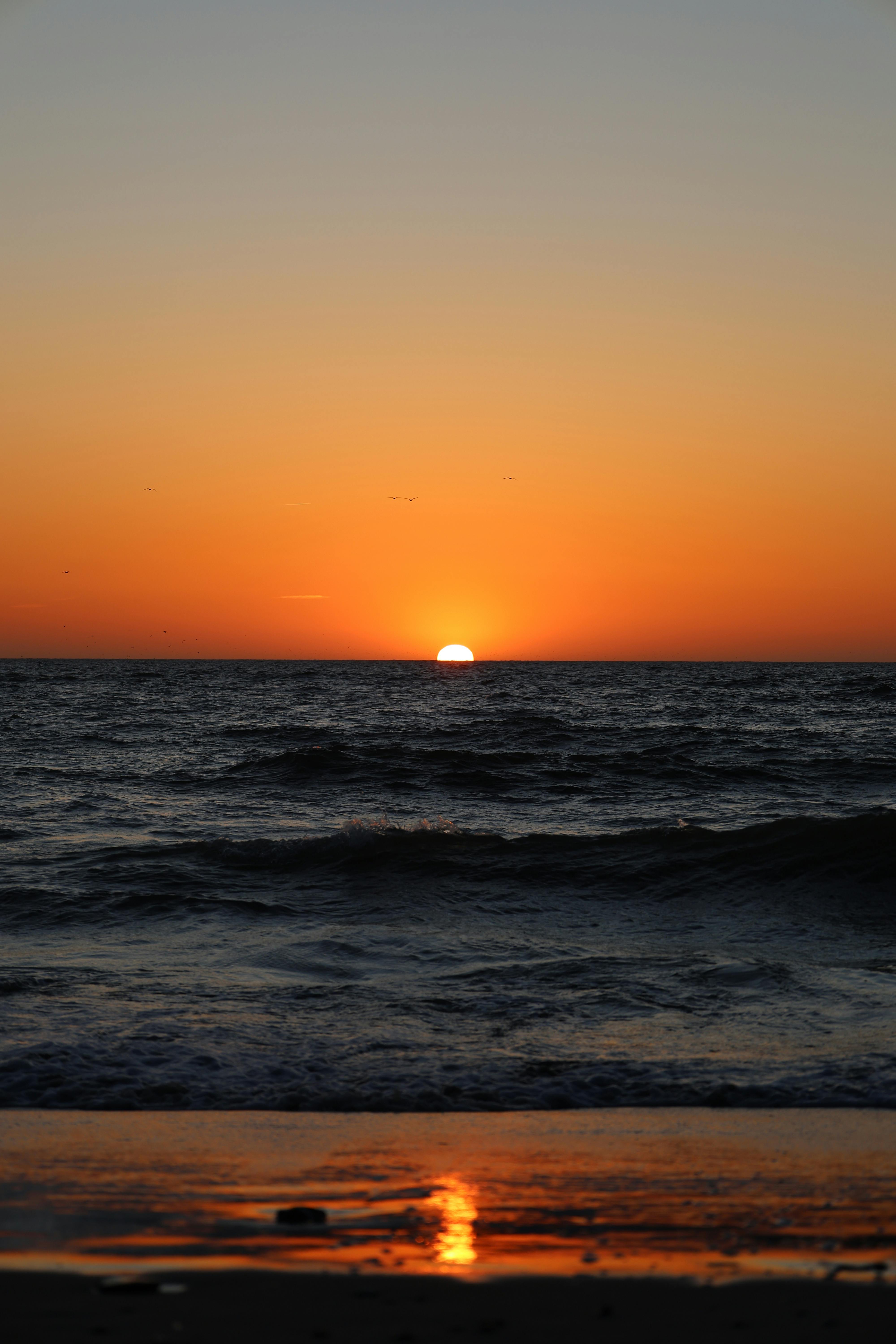 Stunning Sunset on Ouddorp Beach, Netherlands · Free Stock Photo
