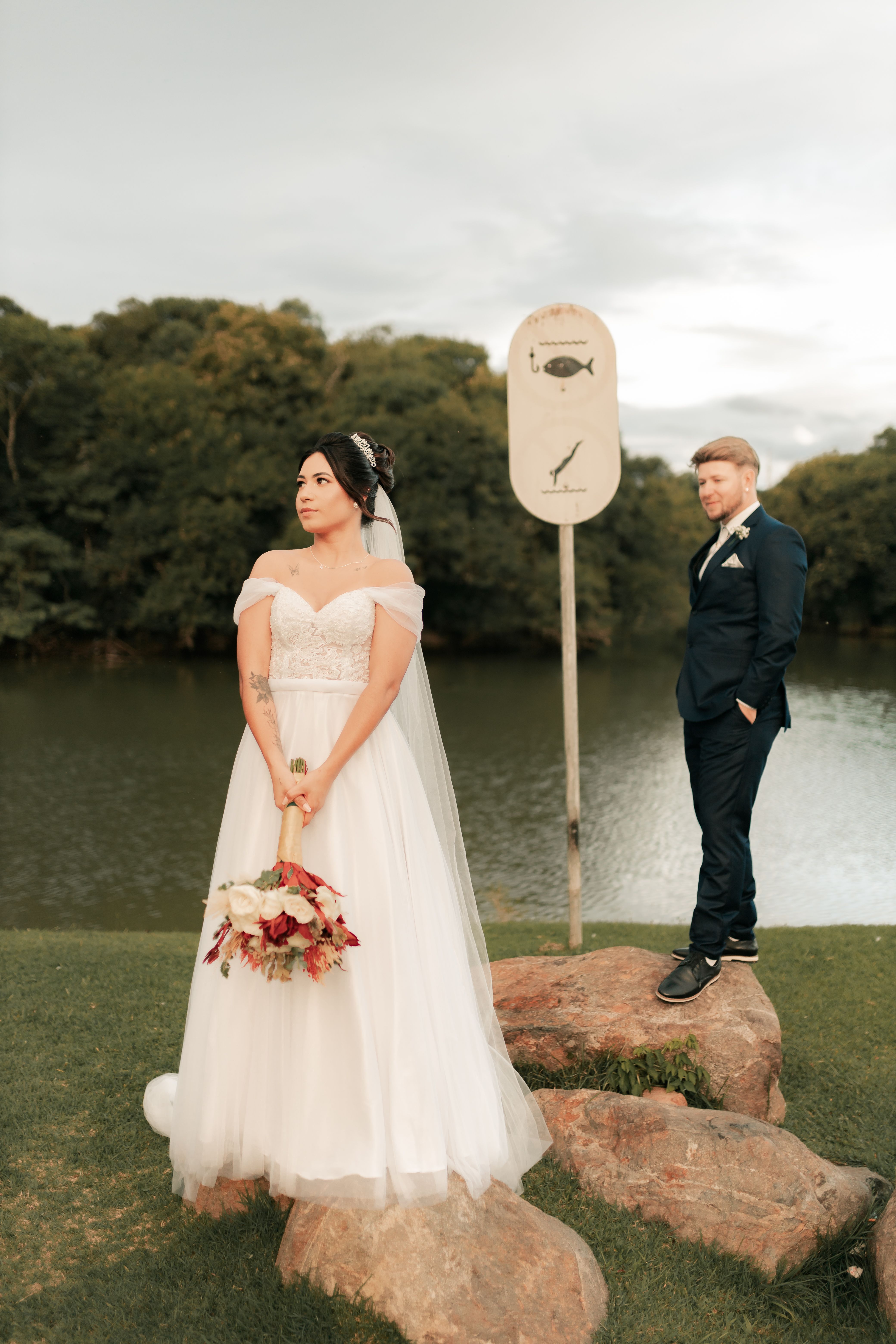 Beautiful Wedding Scene by Tranquil Lake · Free Stock Photo