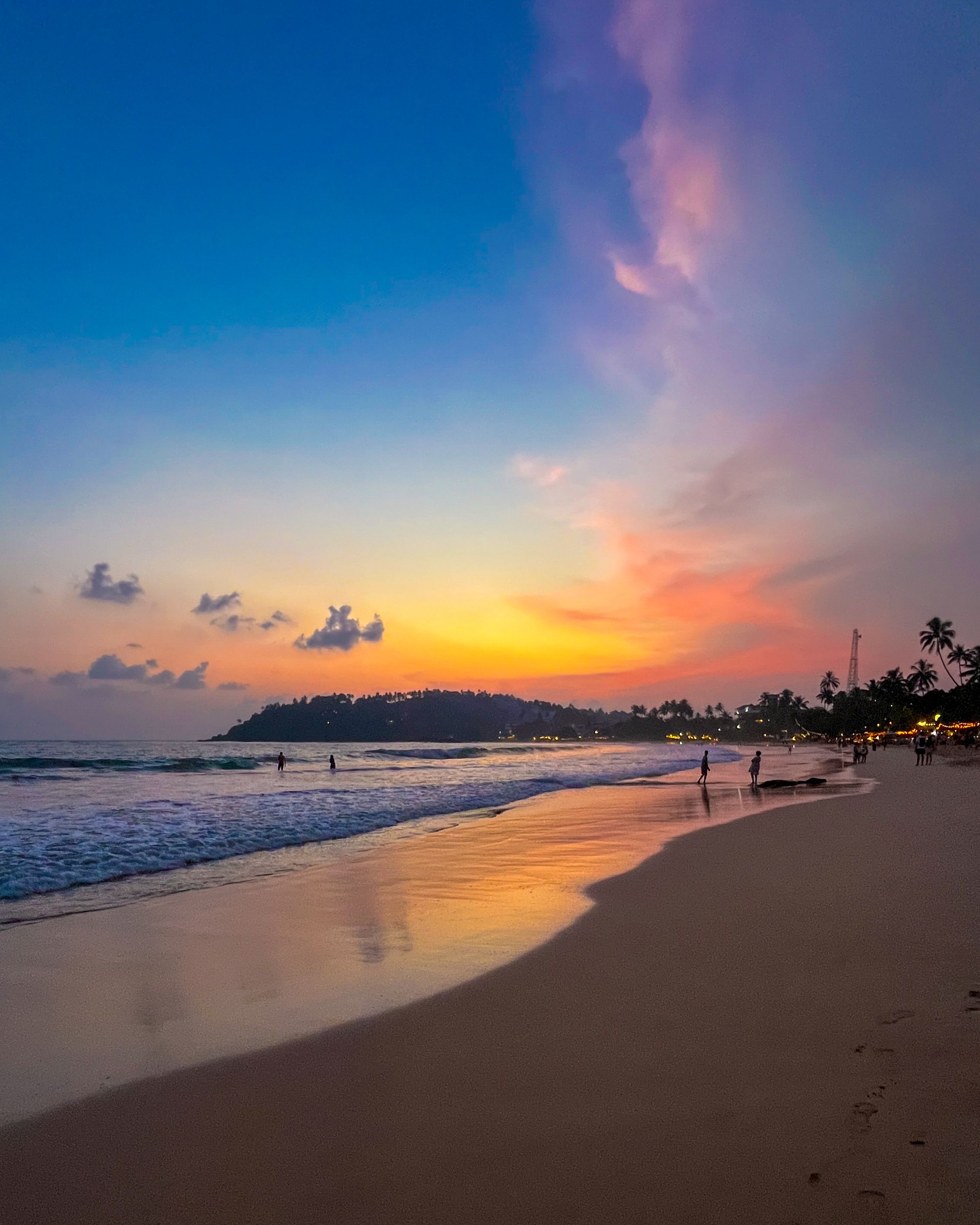 Beautiful Sunset at Mirissa Beach in Sri Lanka · Free Stock Photo