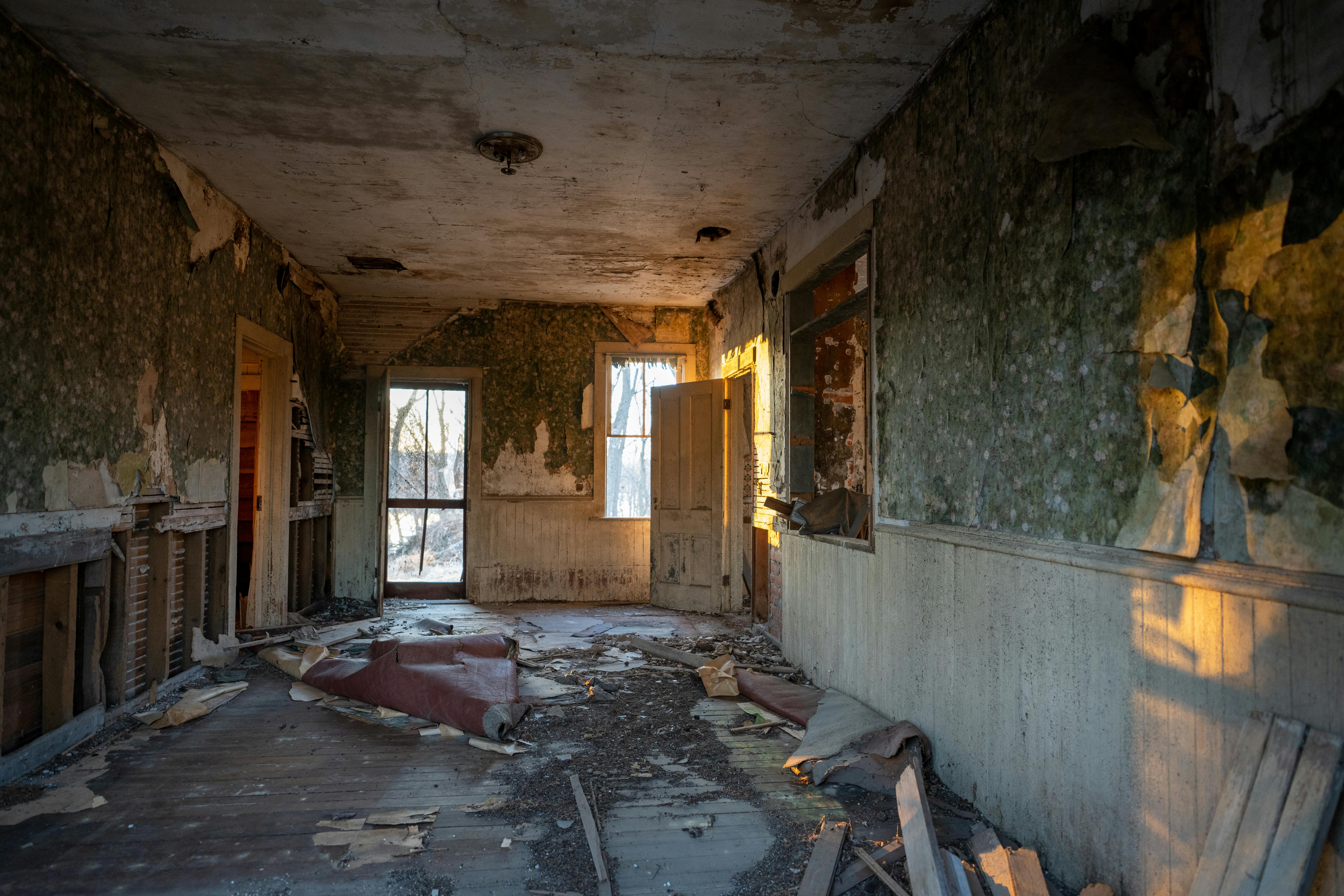 Wrecked Home Furnitures Interior · Free Stock Photo