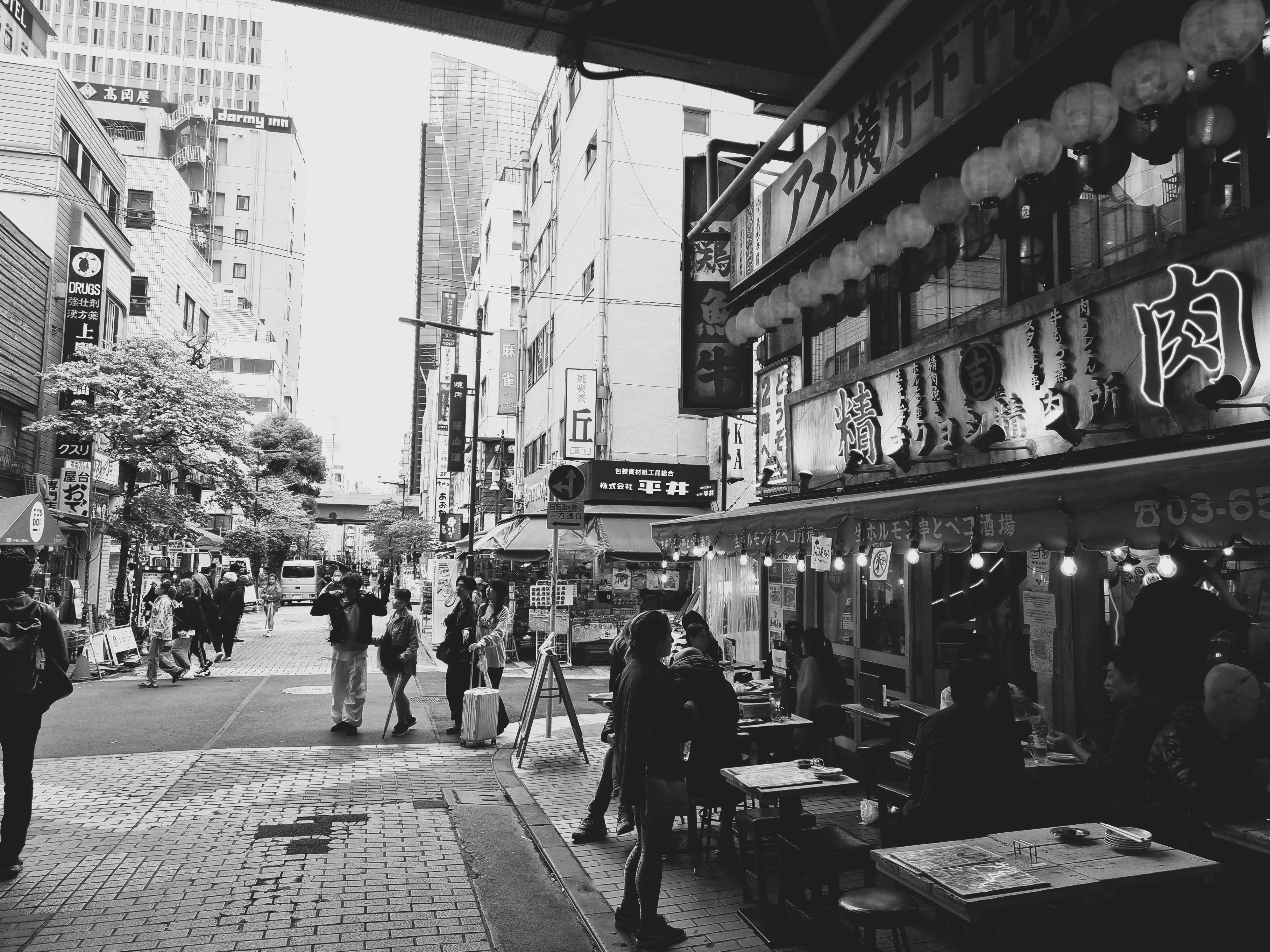 Vibrant Street Scene in Urban Japan · Free Stock Photo