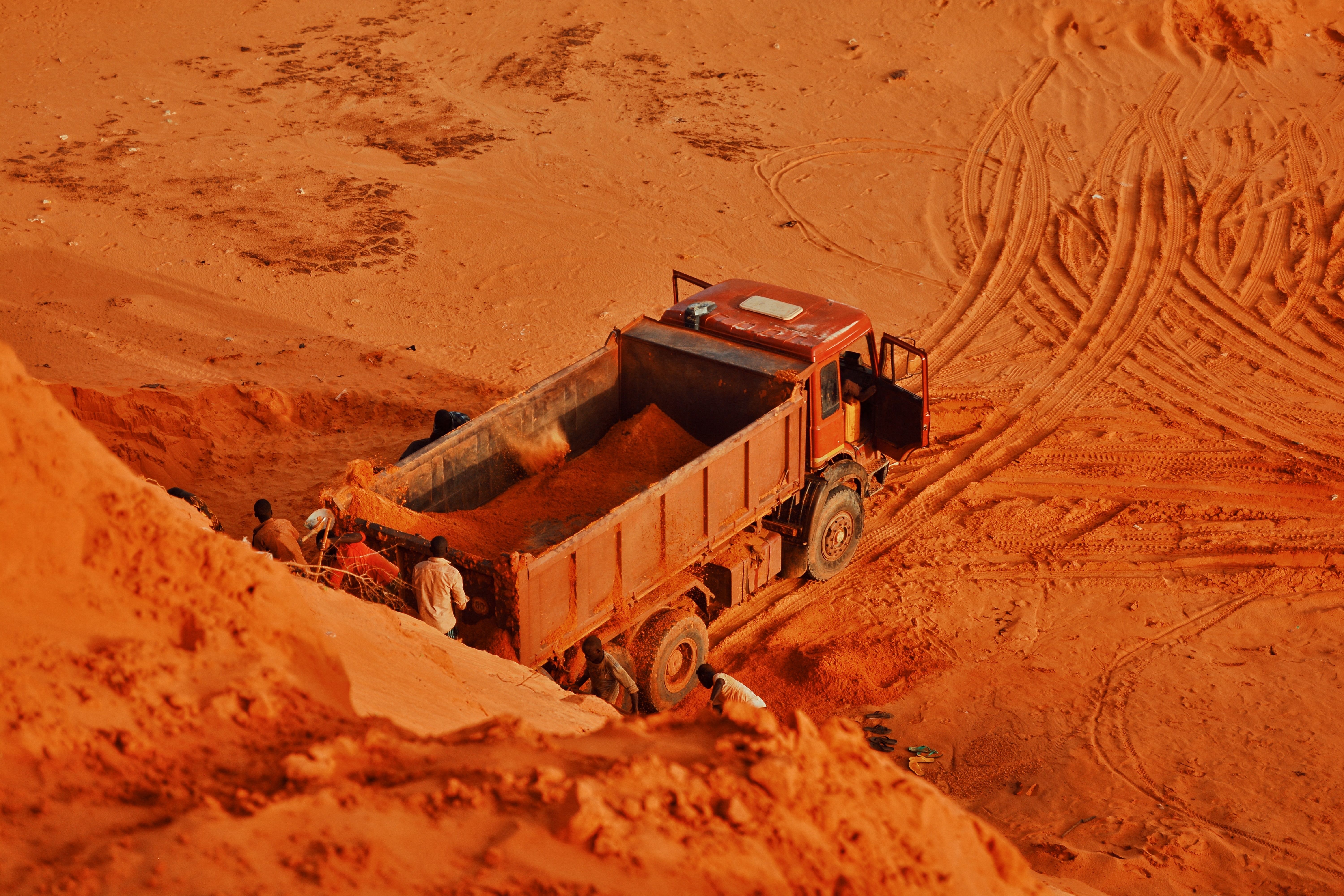 Aerial View of Red Soil Extraction Scene · Free Stock Photo