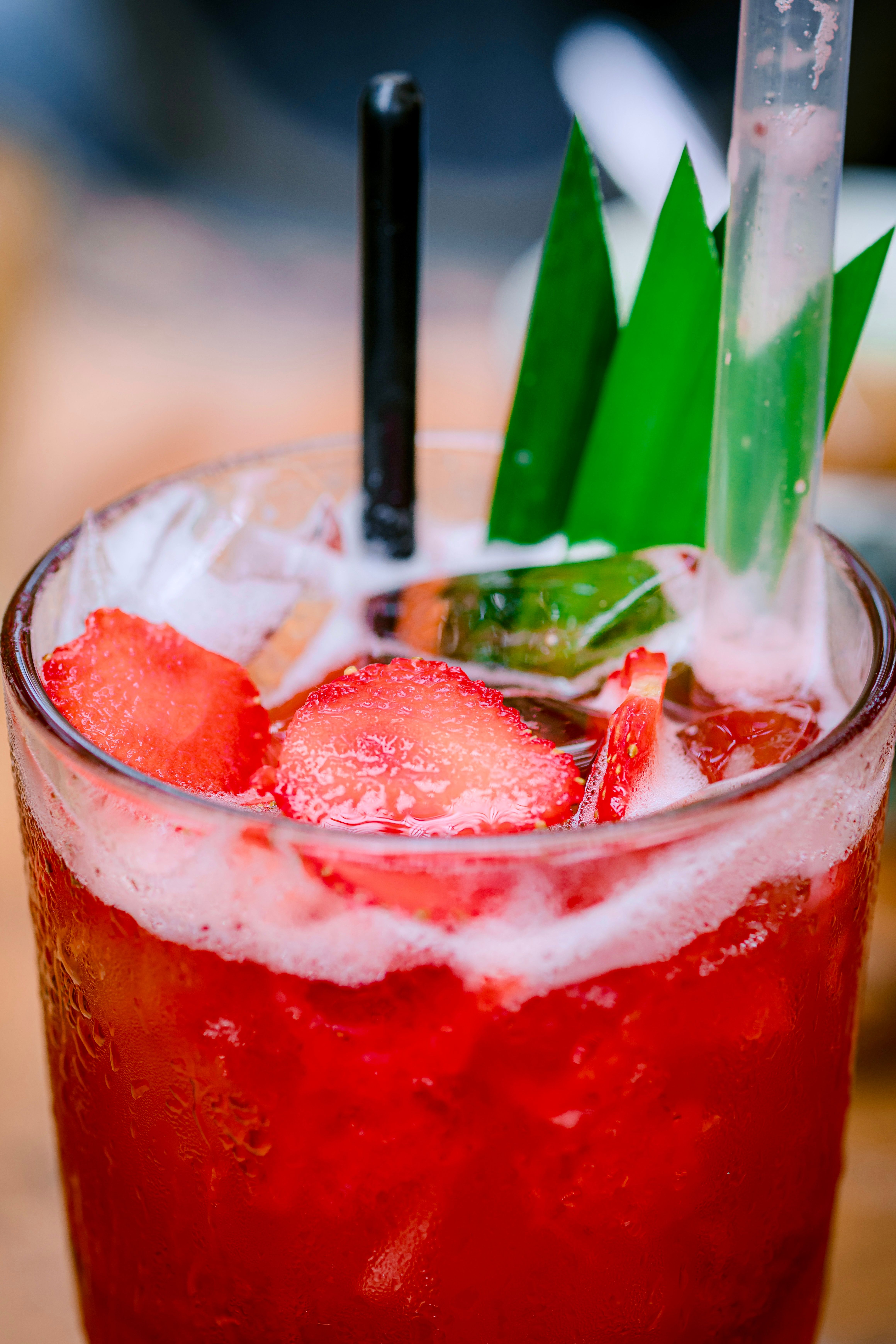 Refreshing Icy Strawberry Cocktail Close-up · Free Stock Photo
